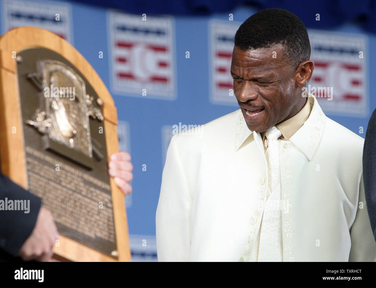 New National Baseball Hall of Fame member Rickey Henderson gets a first ...