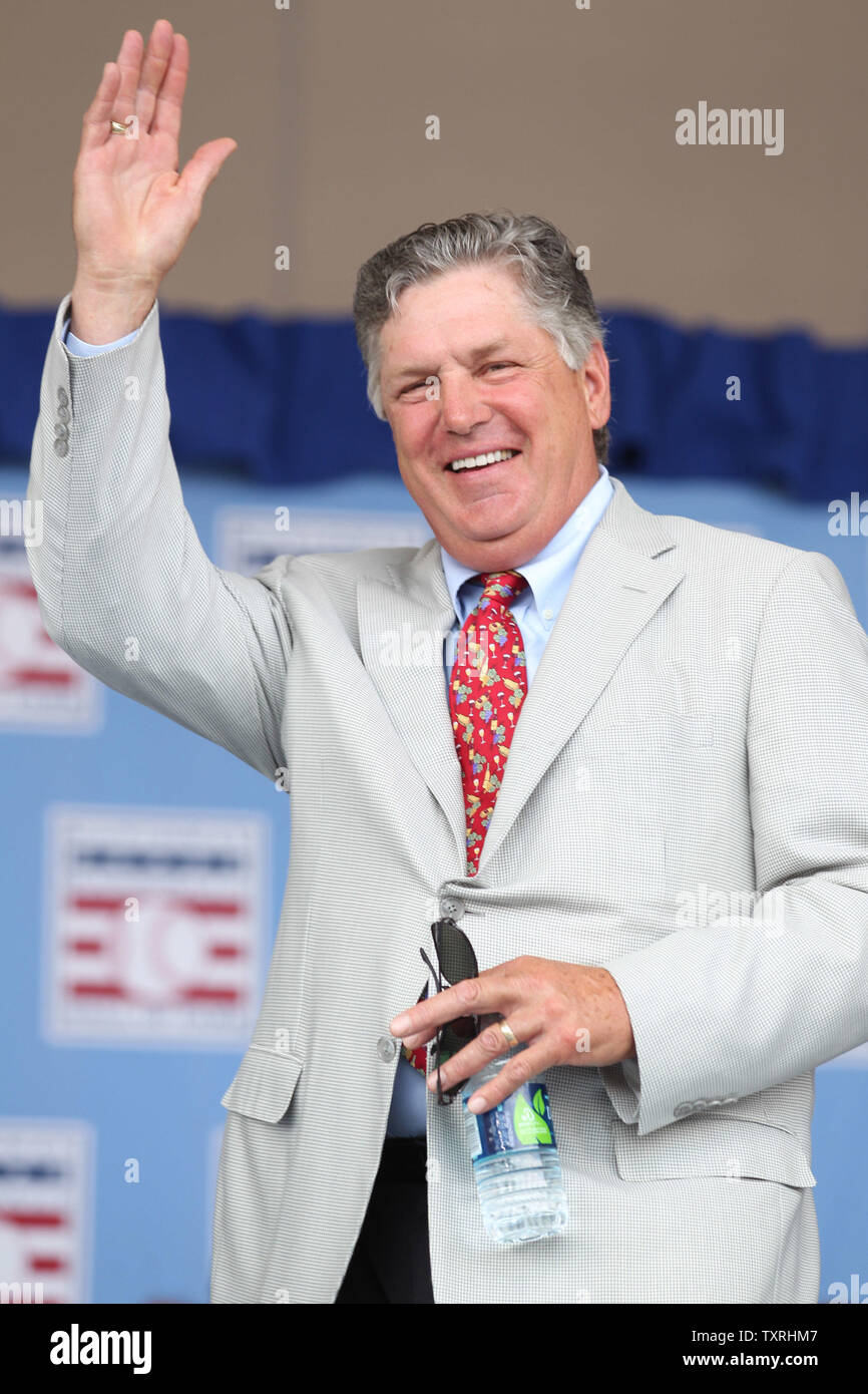 National Baseball Hall of Fame member Tom Seaver enters the stage for ...