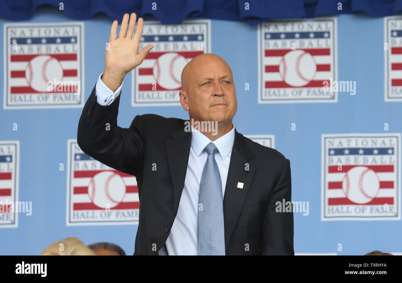 National Baseball Hall of Fame member Cal Ripkin Jr. waves as he is ...