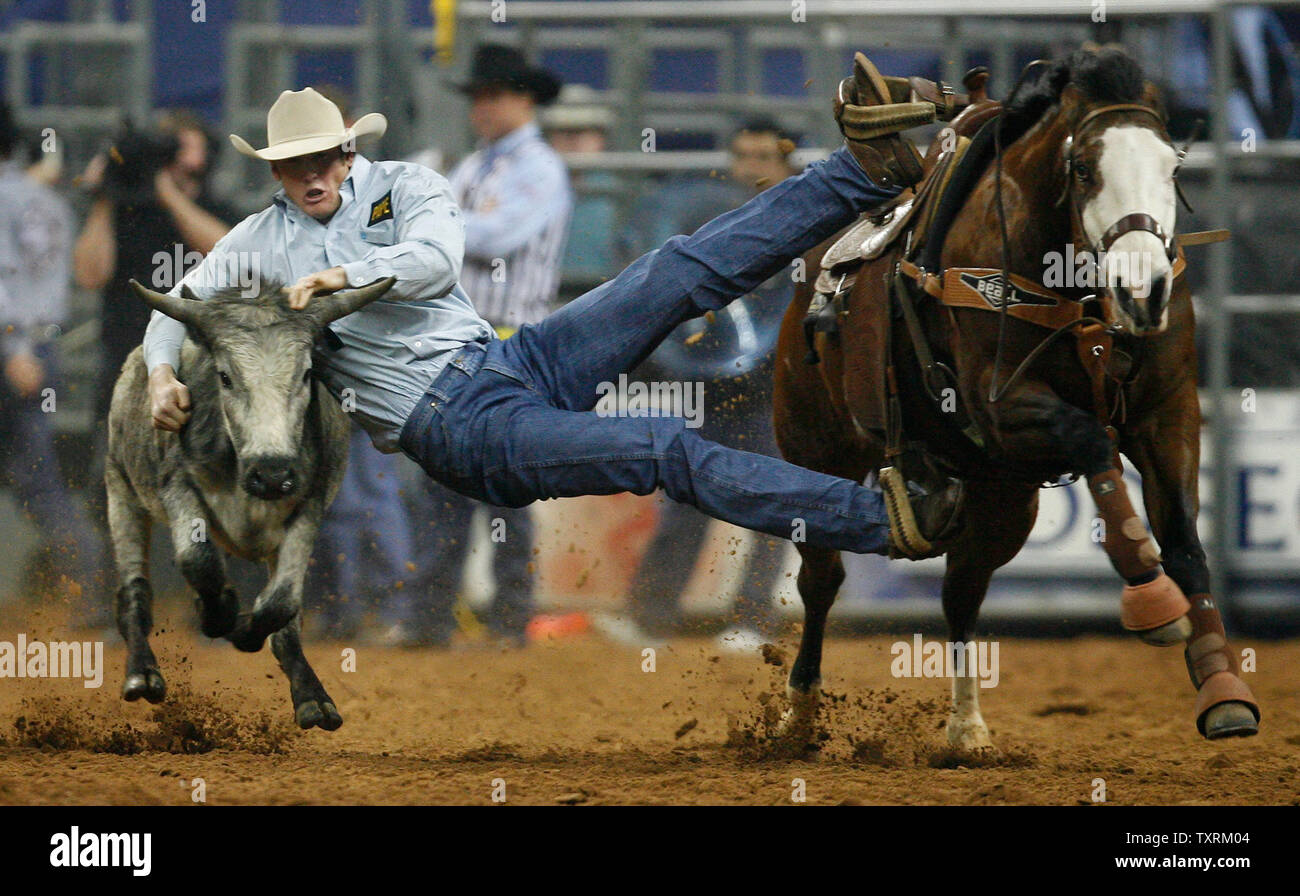 Miley cyrus as hannah montana hi-res stock photography and images - Alamy