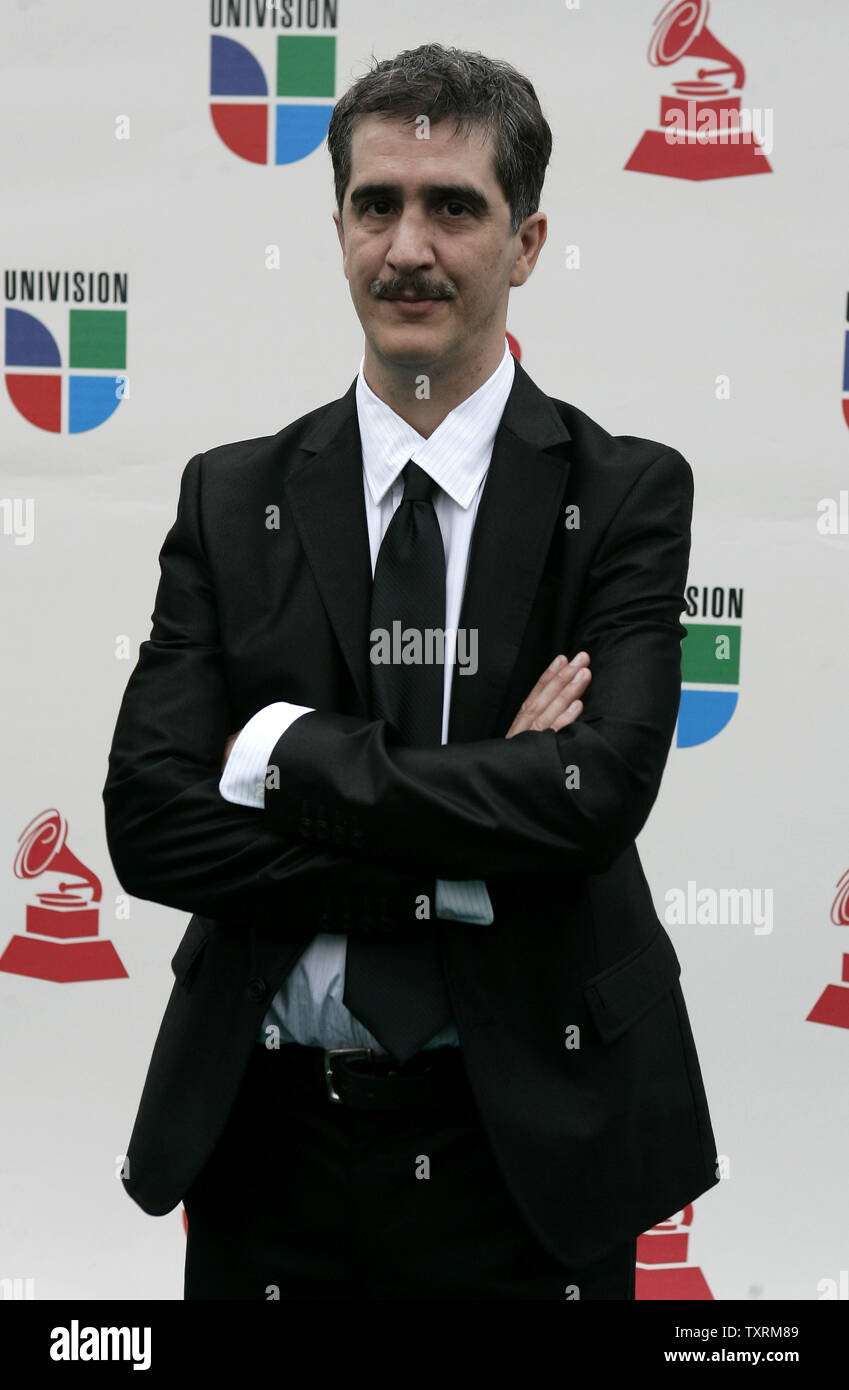 Tweety gonzalez hi-res stock photography and images - Alamy