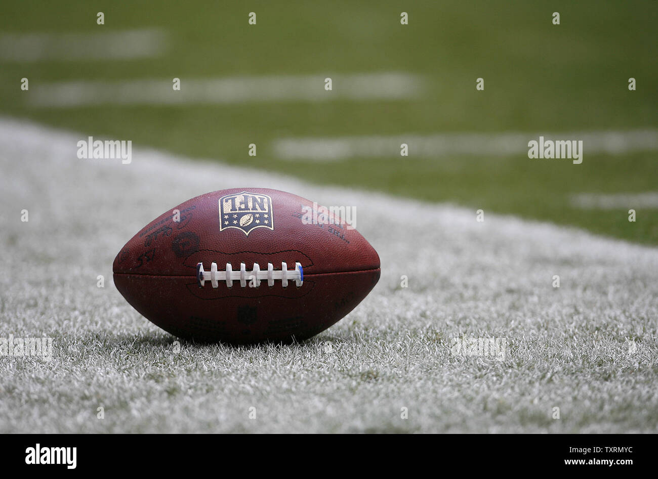 Nfl football field detail hi-res stock photography and images - Alamy