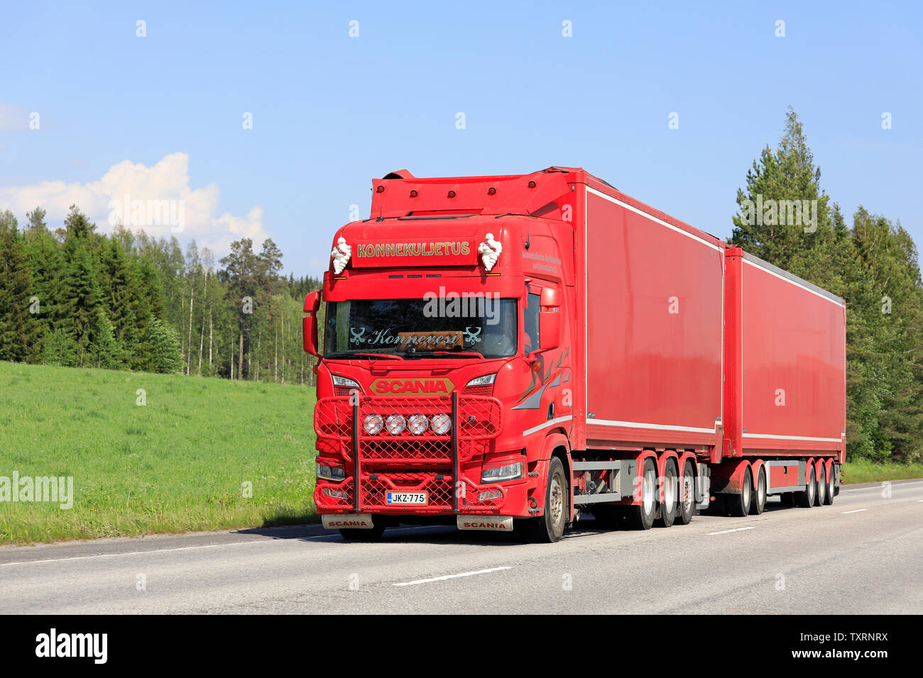 Scania r hi-res stock photography and images - Alamy