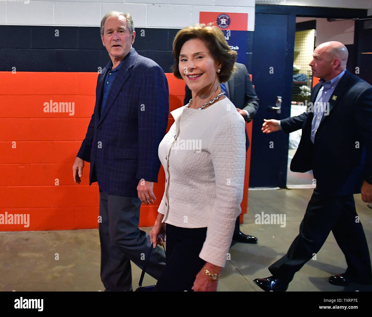 Former President George W. Bush and his wife Laura arrive for the first ...