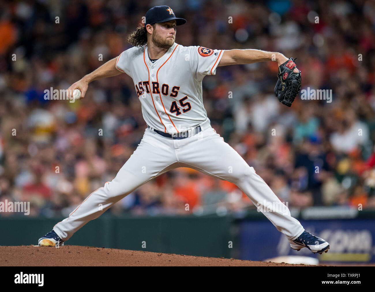 Houston Astros starting pitcher Gerrit Cole pitches against the Los ...