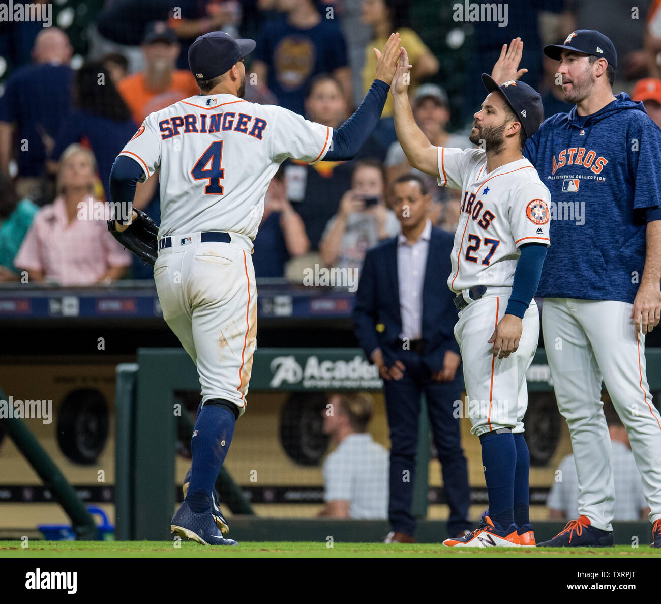 Jose altuve 2018 hi-res stock photography and images - Alamy