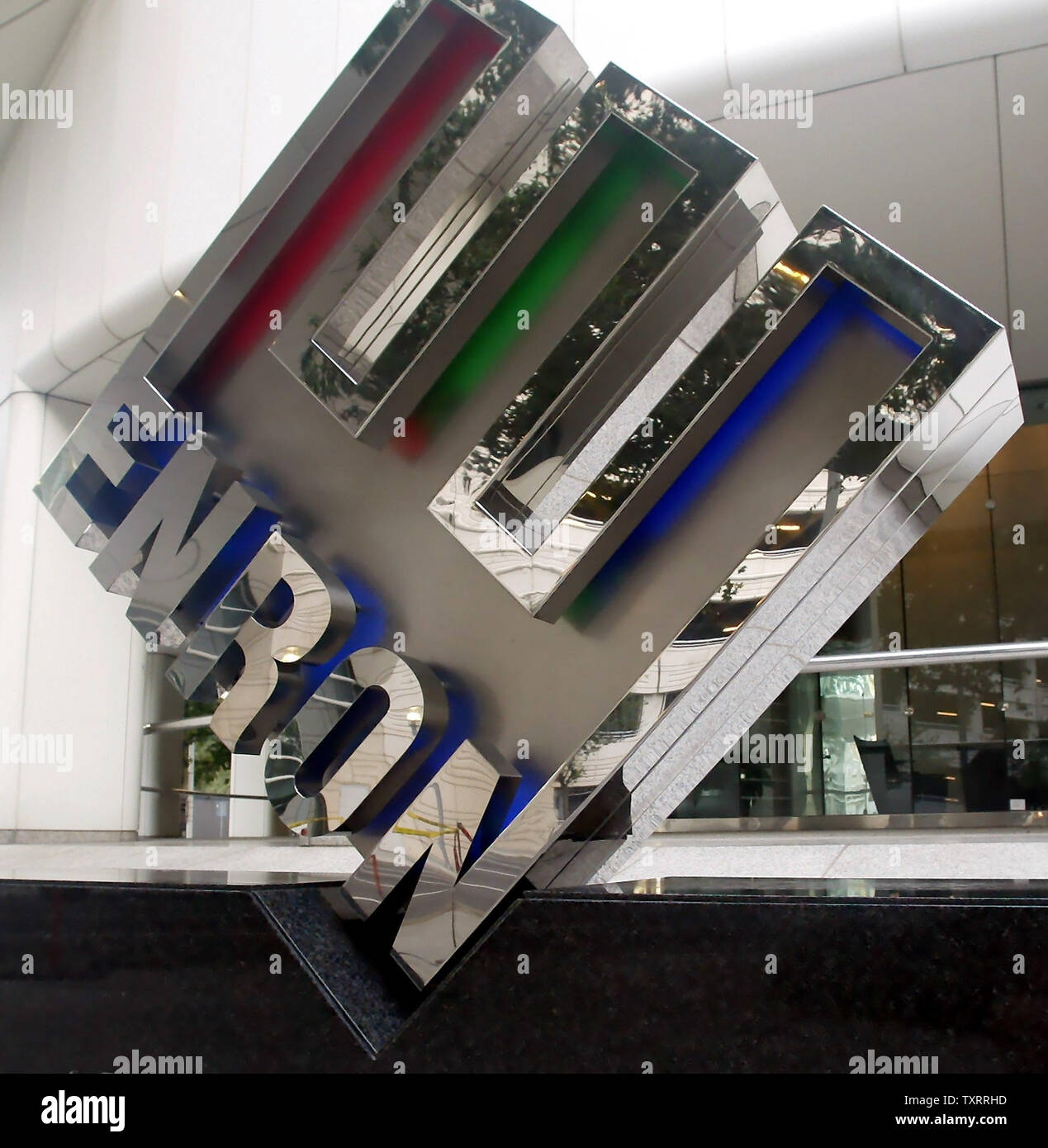 Enron sign hi-res stock photography and images - Alamy