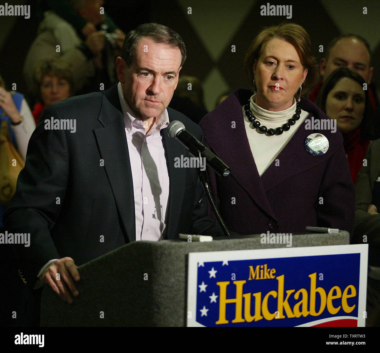 Republican presidential candidate Mike Huckabee and wife Janet attend a ...