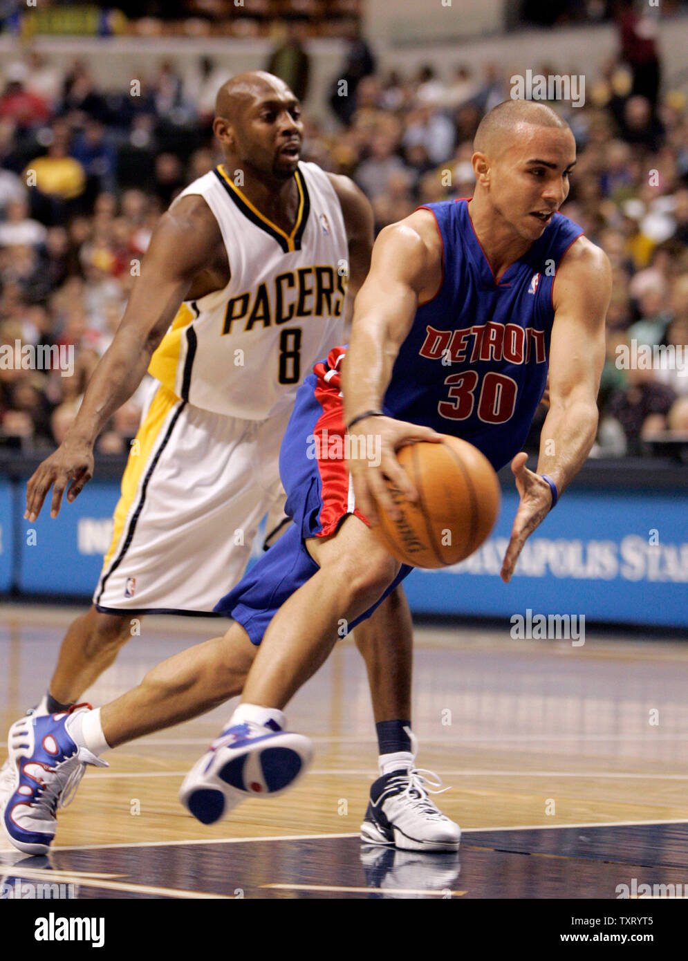 Carlos arroyo 2006 hi-res stock photography and images - Alamy