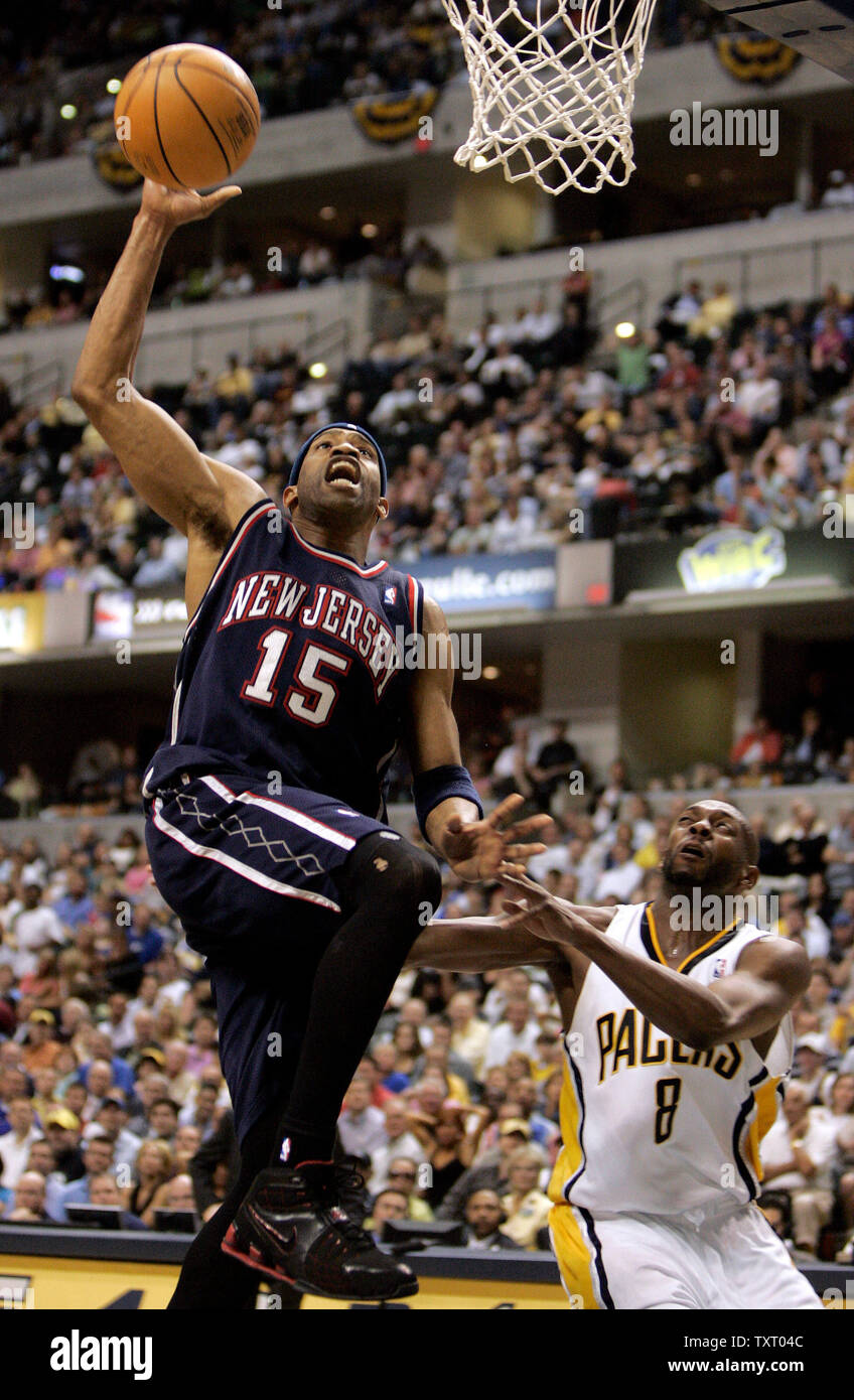 Vince carter dunk hi-res stock photography and images - Alamy