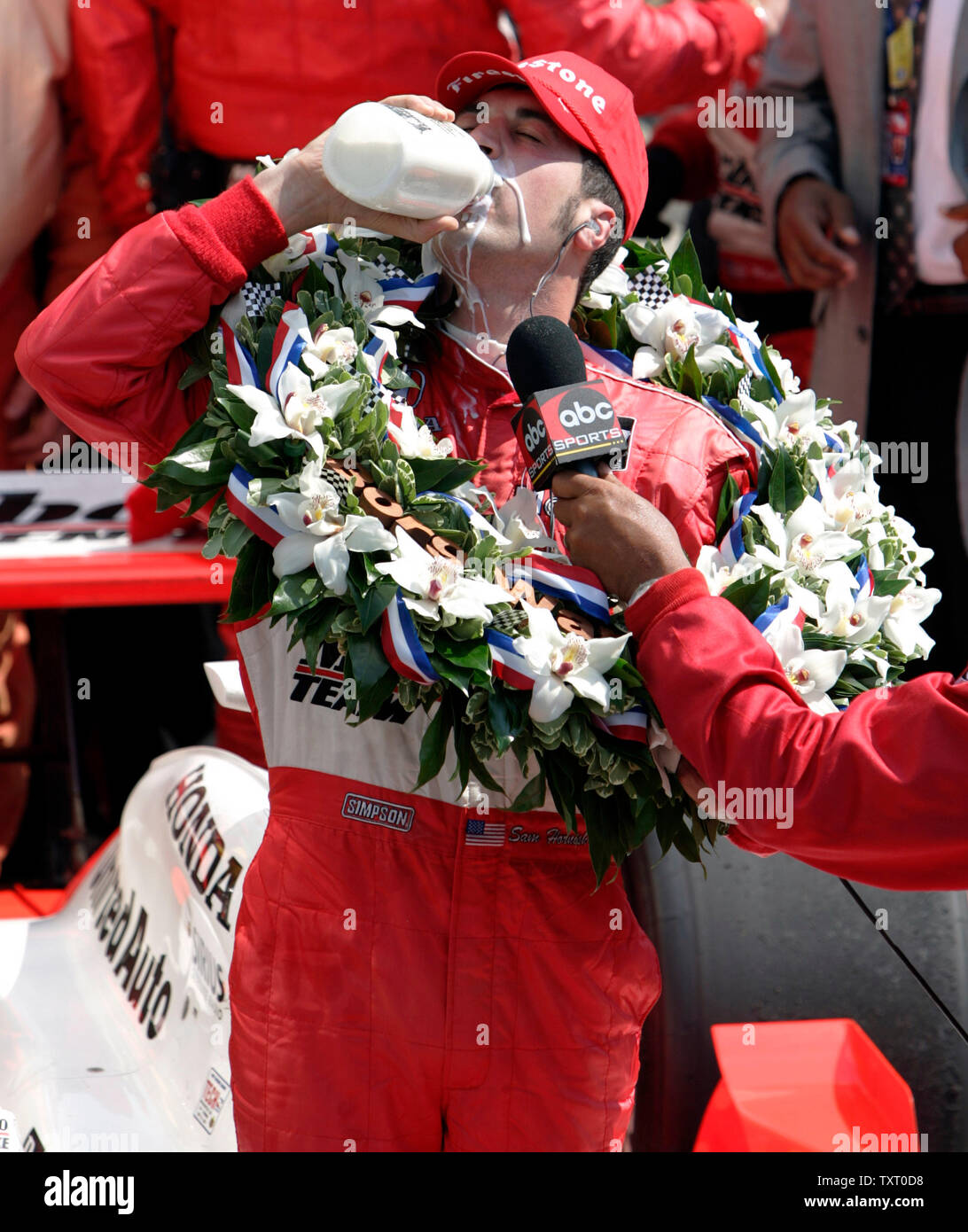 Sam Hornish of Marlboro Team Penske in the winner's circle after ...