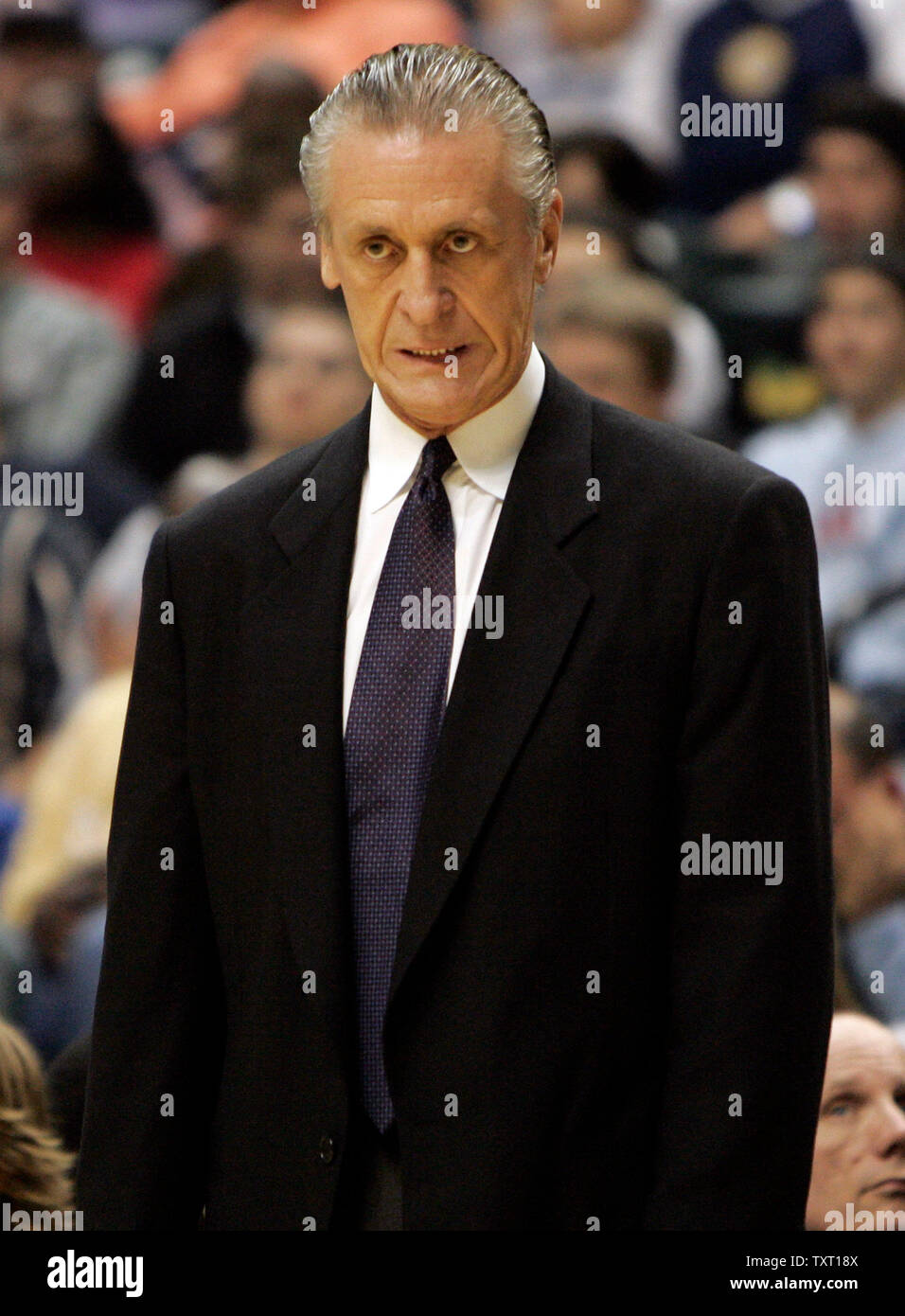 Pat riley hi-res stock photography and images - Alamy