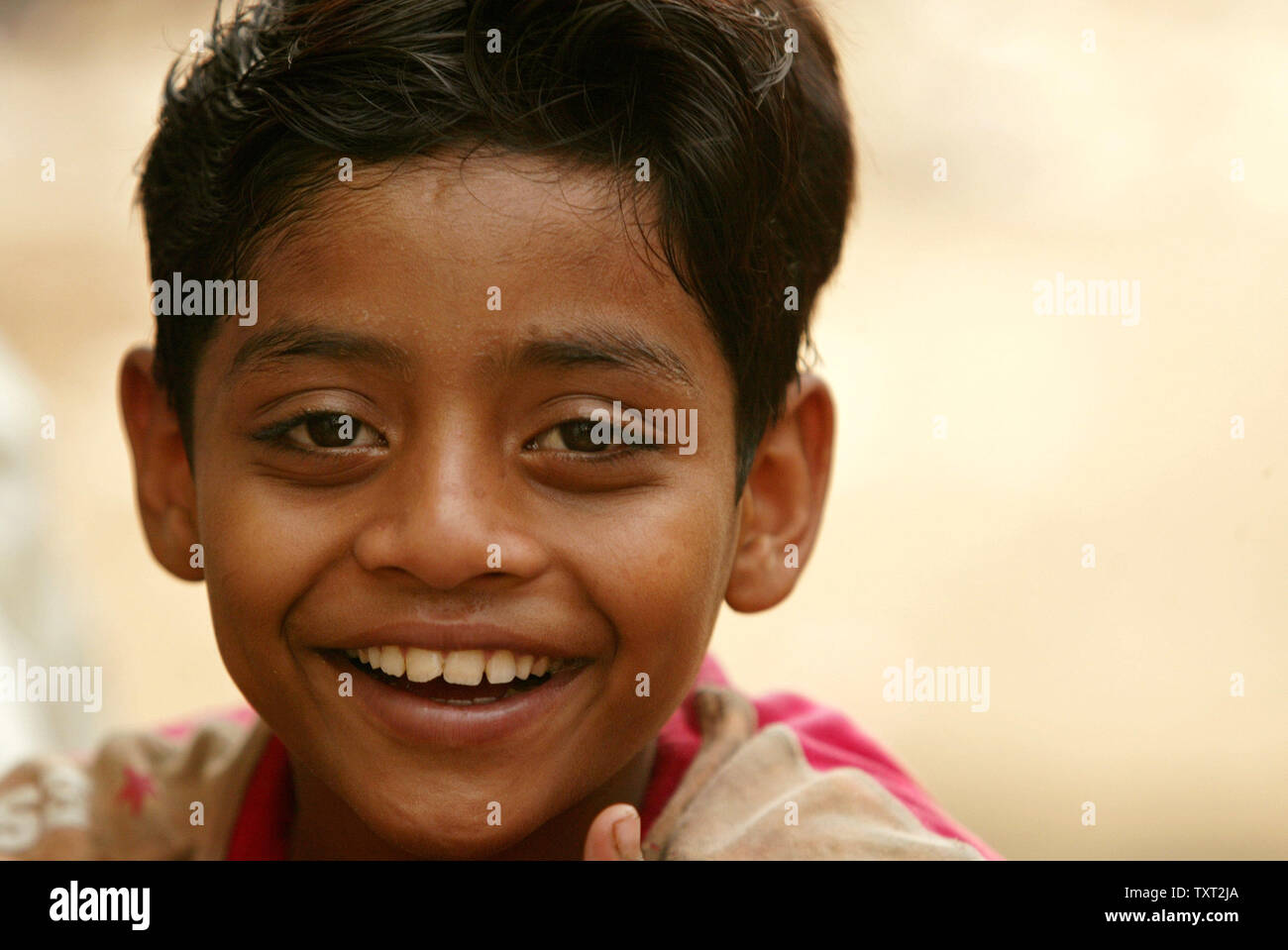 Indian Muslim and "Slumdog Millionaire" child actor Mohammed Azharuddin ...