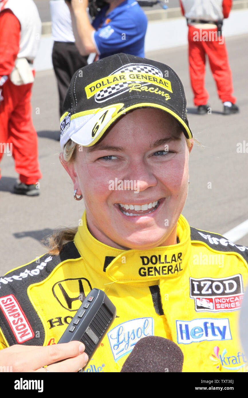 Sarah fisher hi-res stock photography and images - Alamy