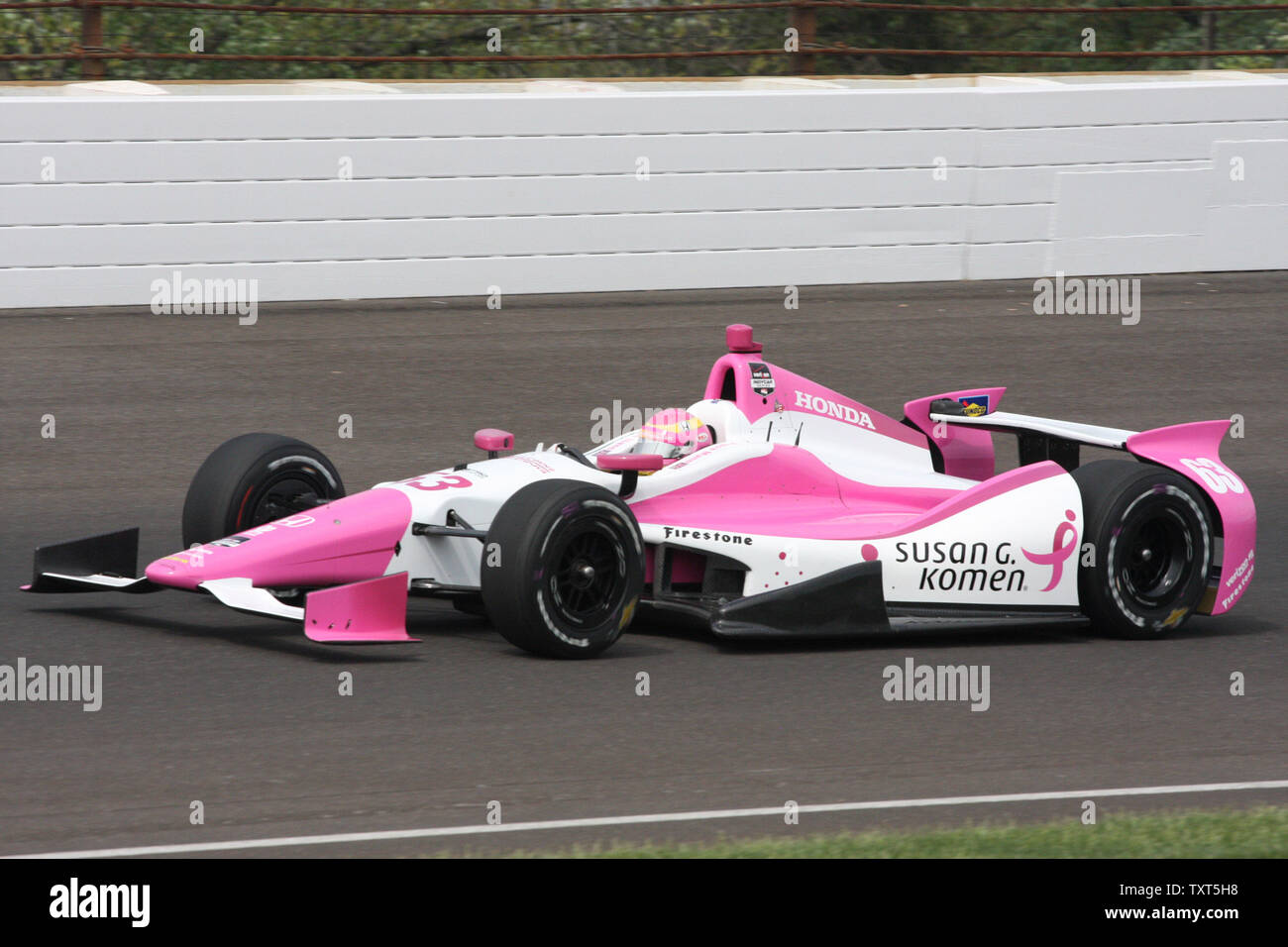 Pippa Mann enters the north short chute during practice for the 98th ...