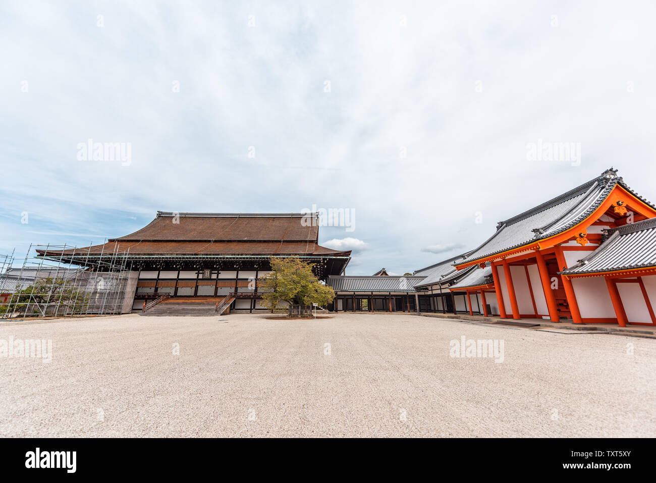 Kyoto old imperial palace hi-res stock photography and images - Alamy