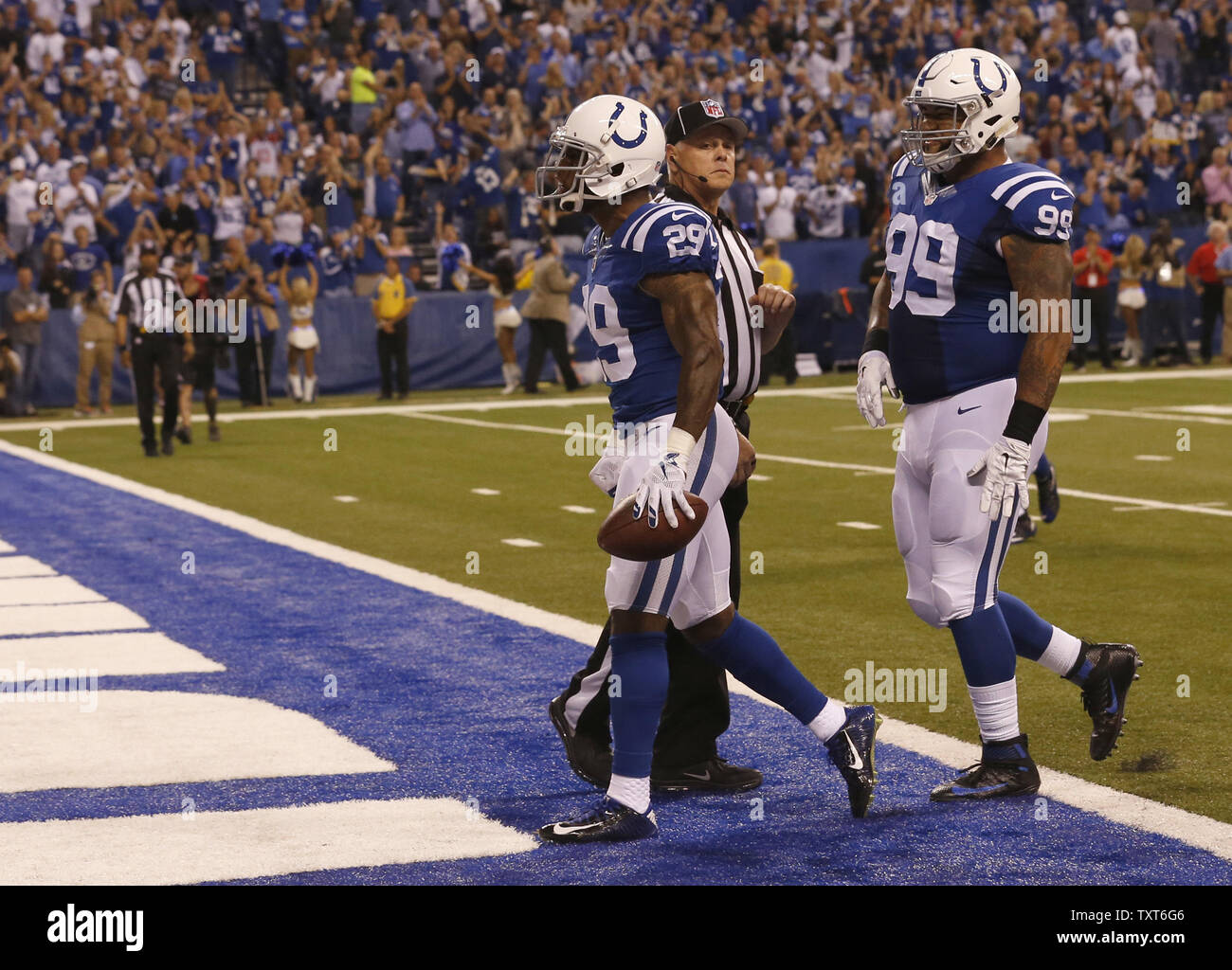 Indianapolis colts mike adams hi-res stock photography and images - Alamy