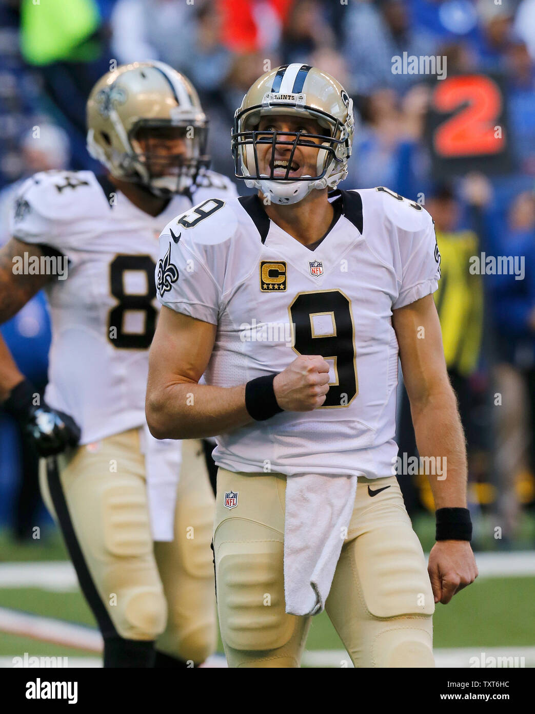 New Orleans Saints quarterback Drew Brees (9) reacts after throwing for ...