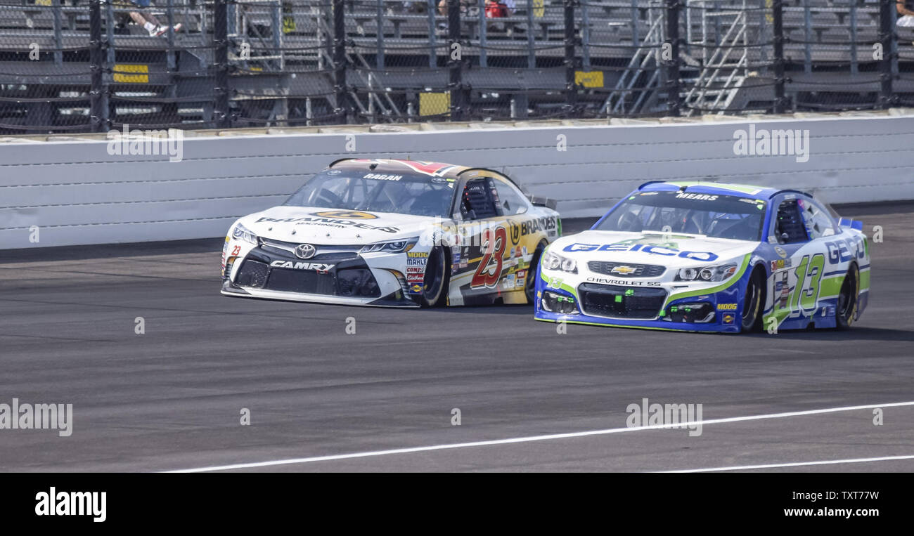 Geico nascar hi-res stock photography and images - Alamy
