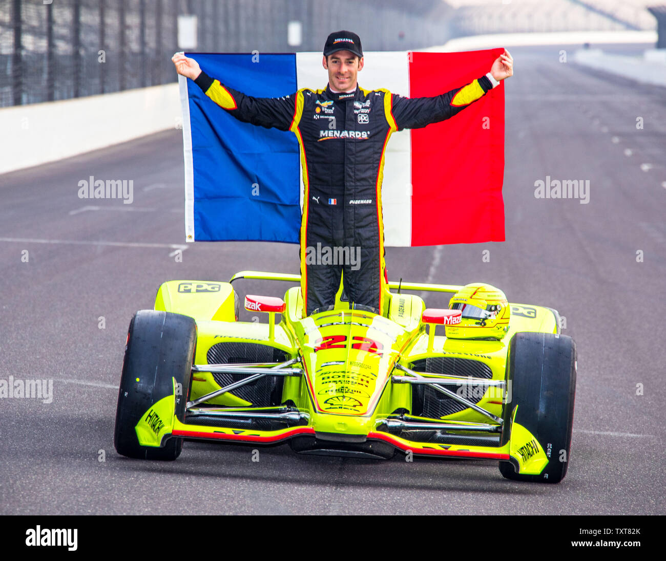 Simon Pagenaud poses for the traditional Front Row pictures for the ...