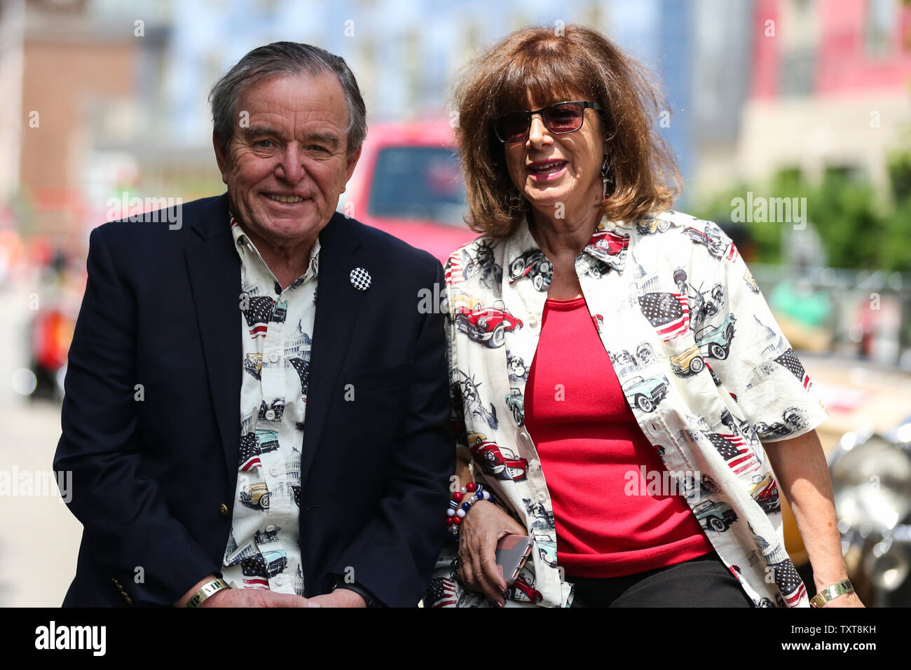 Jerry Mathers, with wife Teresa, rides in the IPL 500 Festival Parade ...