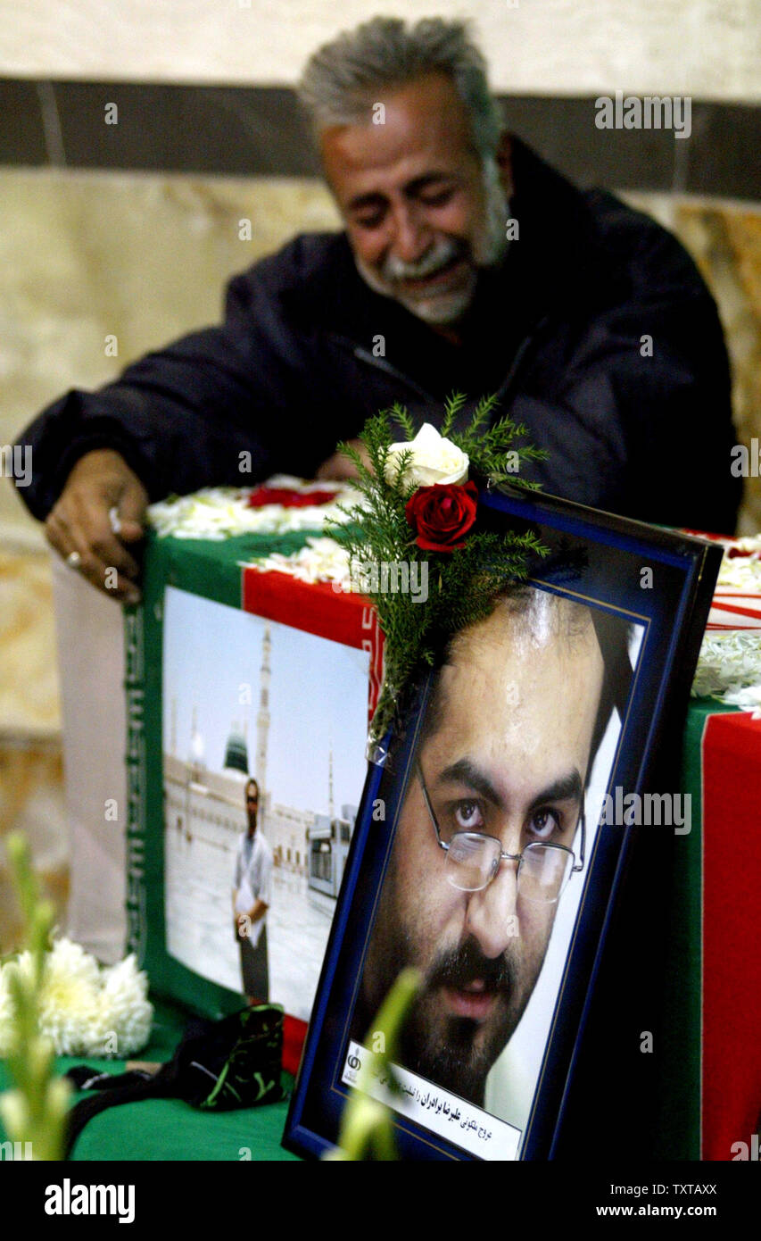 The father of Ali Reza Baradaran Najar, a photographer for Fars News ...