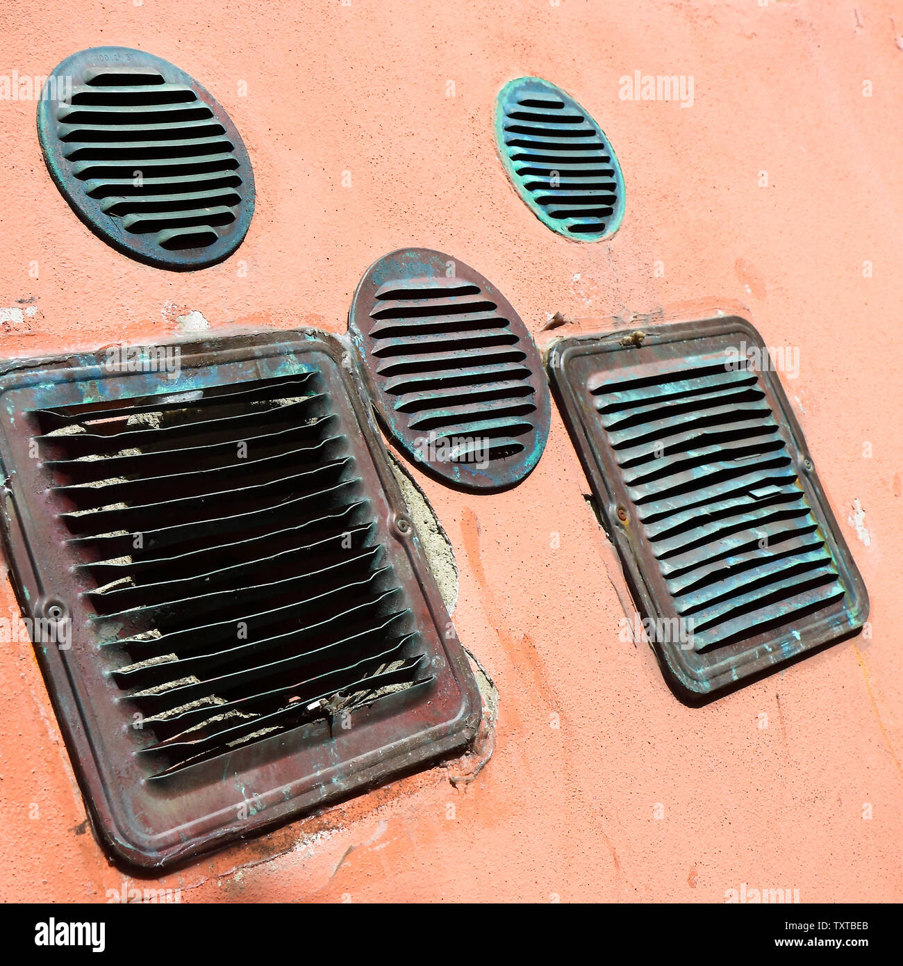 Ventilation grids hi-res stock photography and images - Alamy
