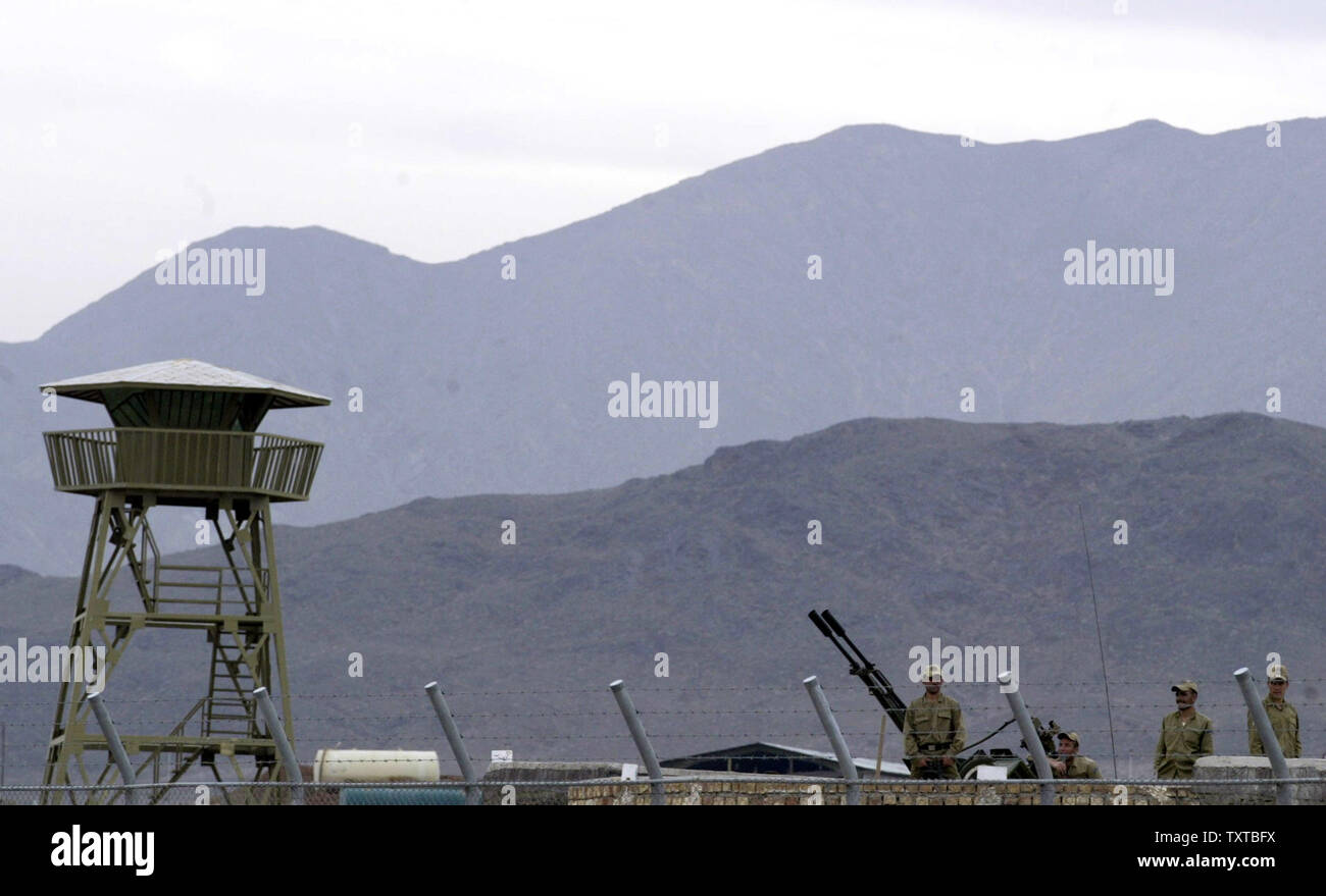 Anti aircraft machine gun iran hi-res stock photography and images - Alamy