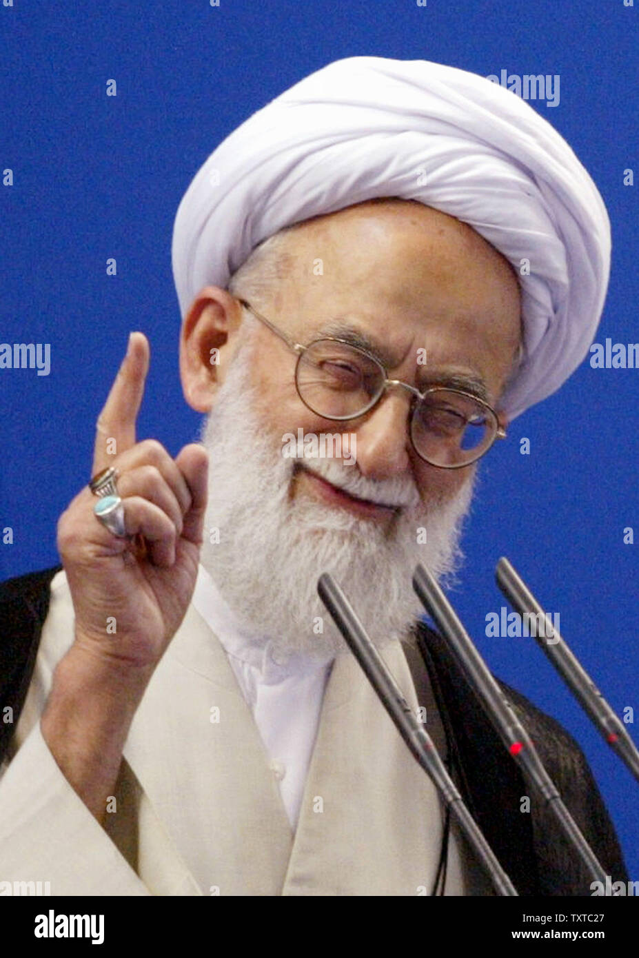 Top Iranian cleric Mohammad Emami Kashani speaks during the weekly ...