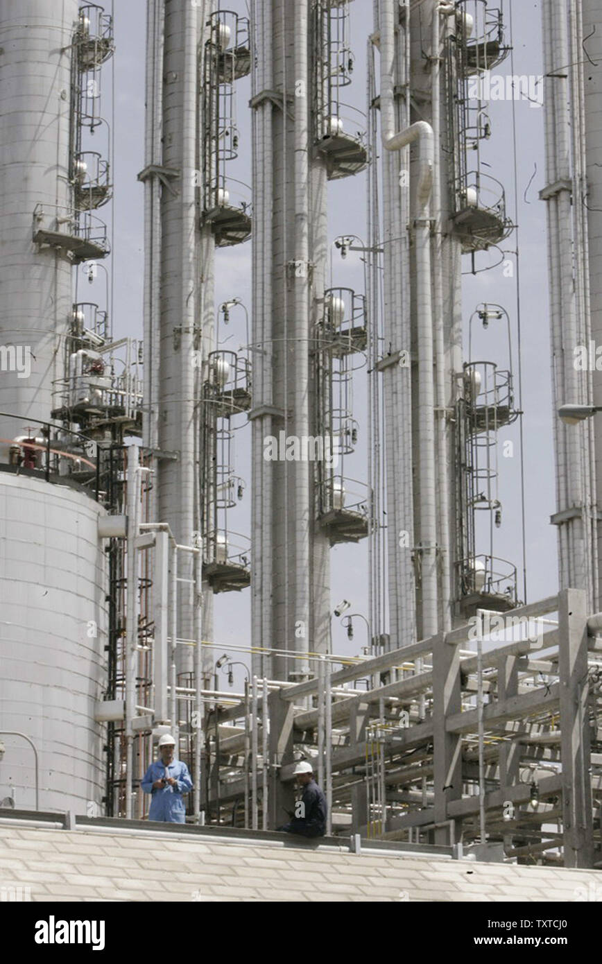 Arak heavy water hi-res stock photography and images - Alamy