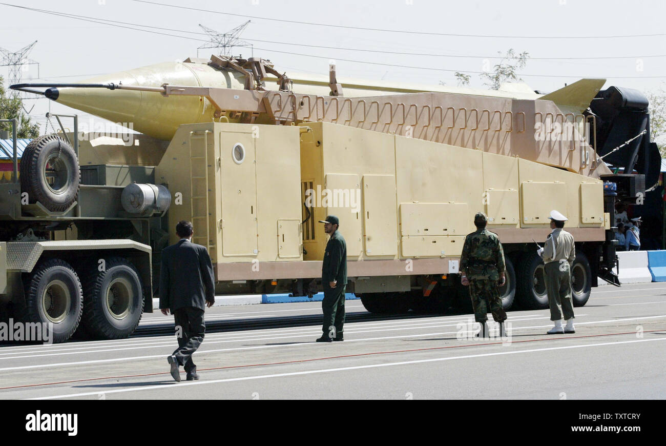 Iranian military 2006 hi-res stock photography and images - Alamy