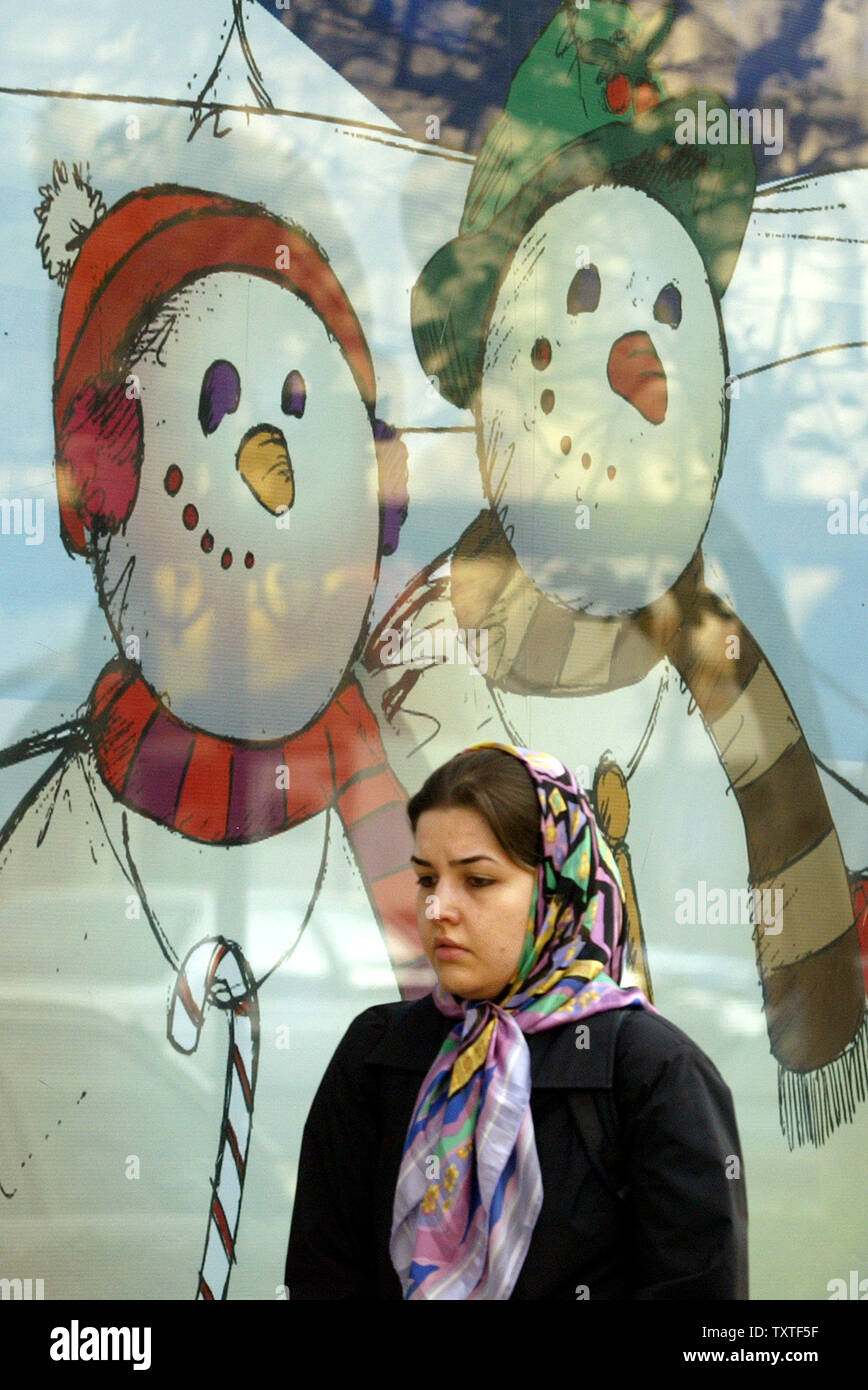 Window Shopping Iran High Resolution Stock Photography and Images - Alamy