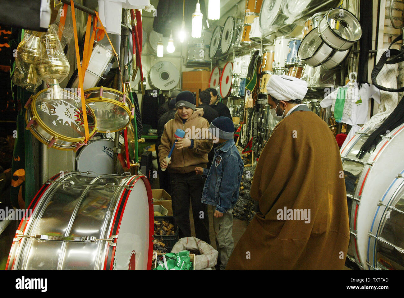 Mourning drums hi-res stock photography and images - Alamy