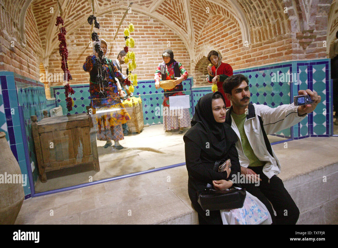 Safavid dynasty hi-res stock photography and images - Alamy