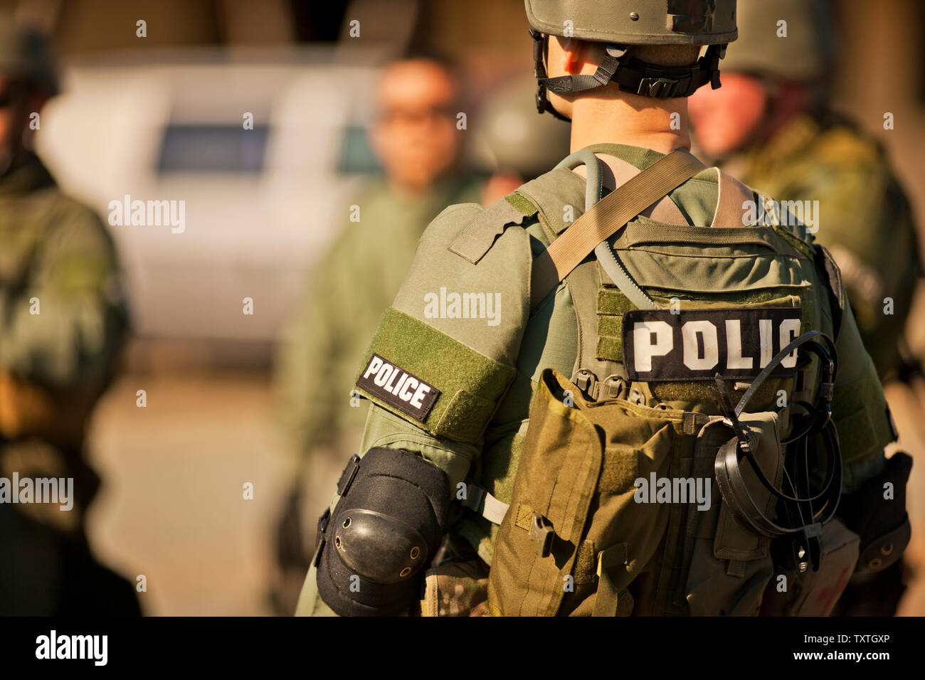Male police officer at a training facility Stock Photo - Alamy