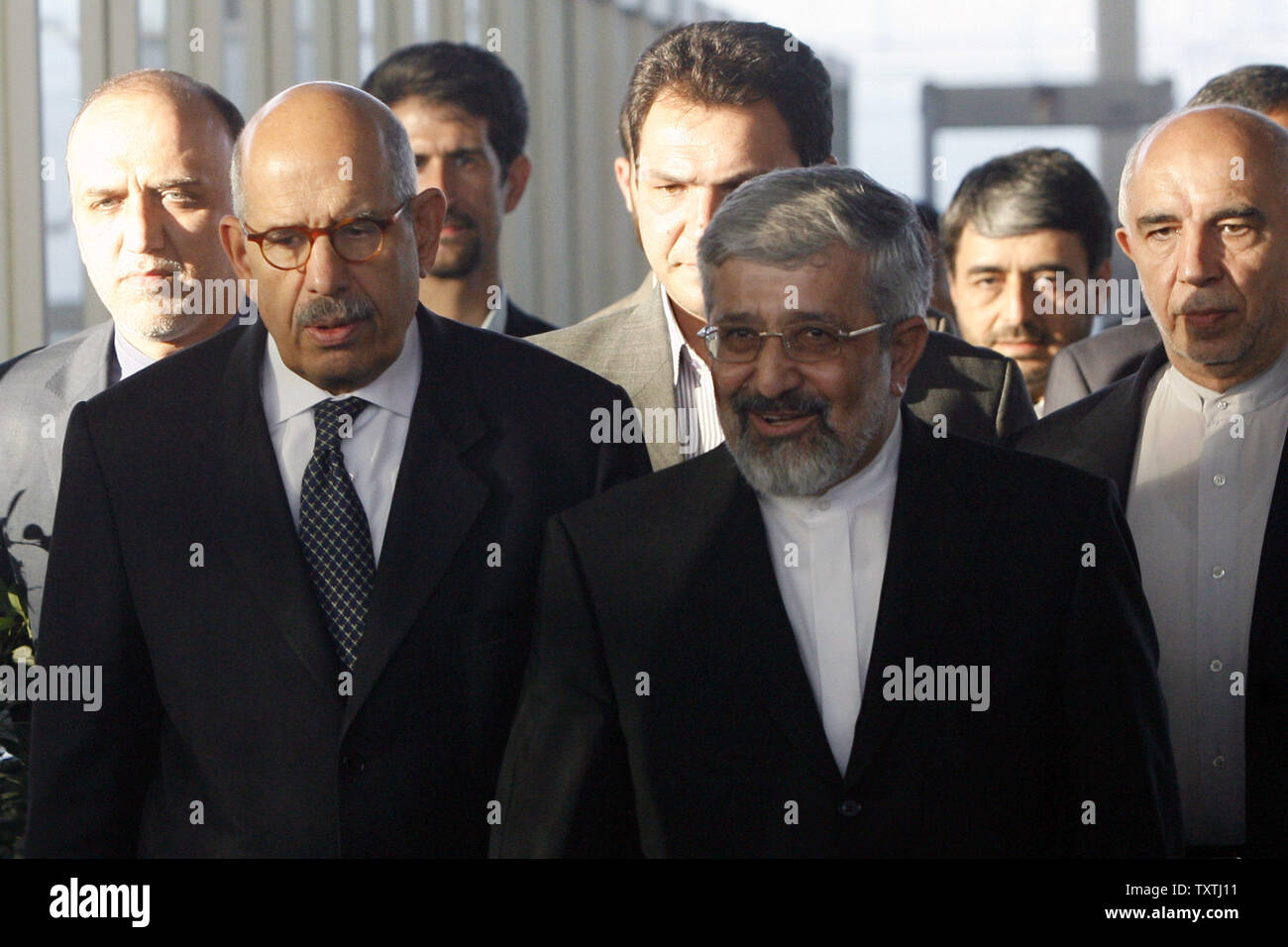 Mohamed ElBaradei (L), head of the International Atomic Energy Agency ...