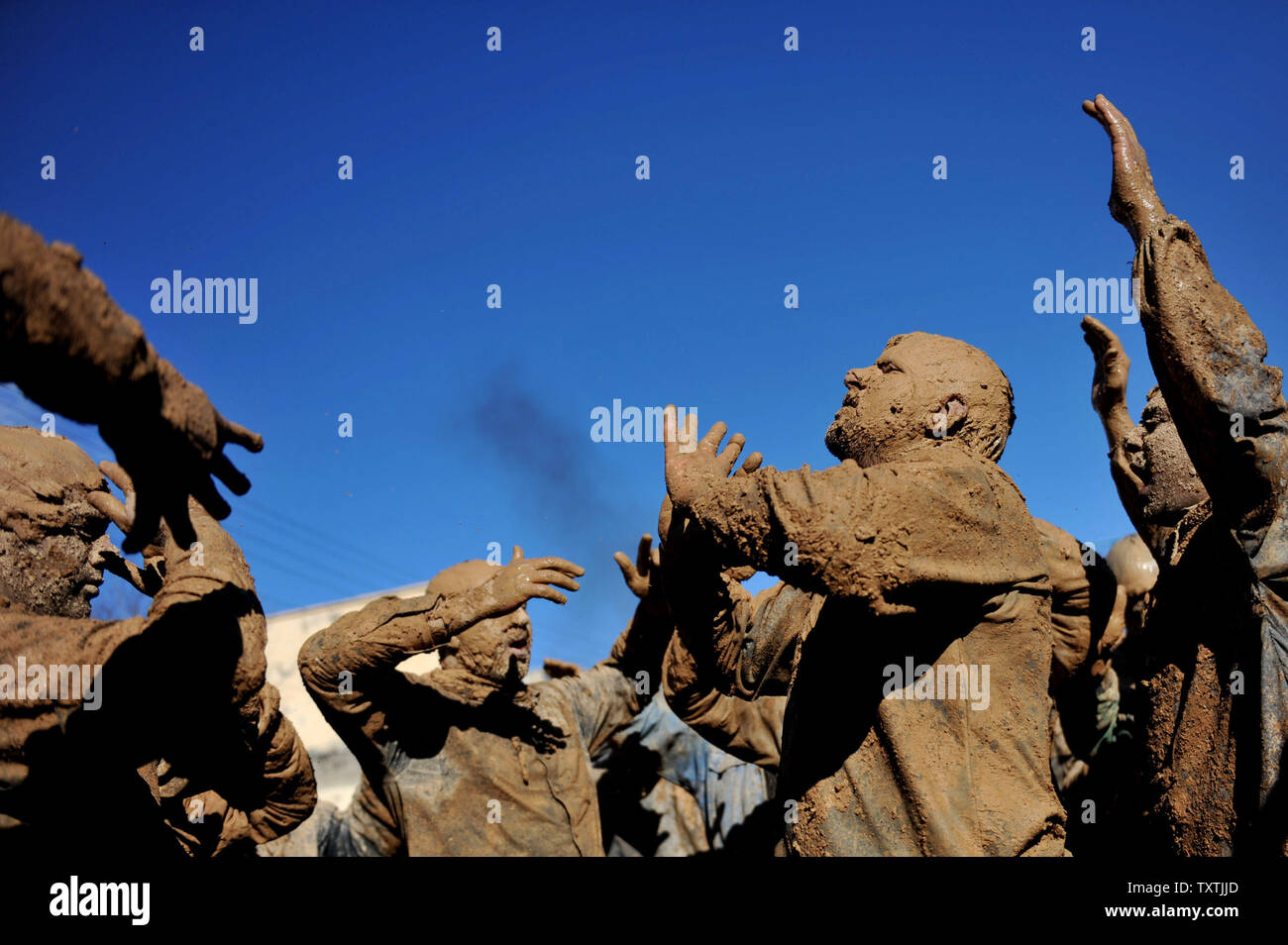 Slaying of imam hussein hi-res stock photography and images - Alamy