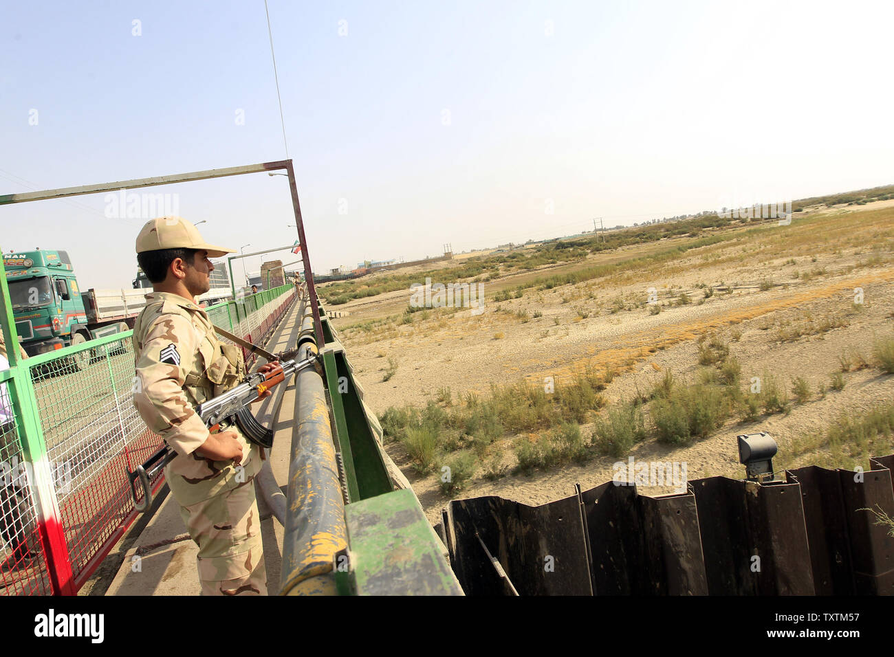 Afghanistan iran border hi-res stock photography and images - Alamy