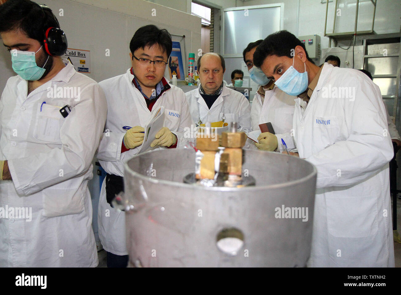 Natanz nuclear plant hi-res stock photography and images - Alamy