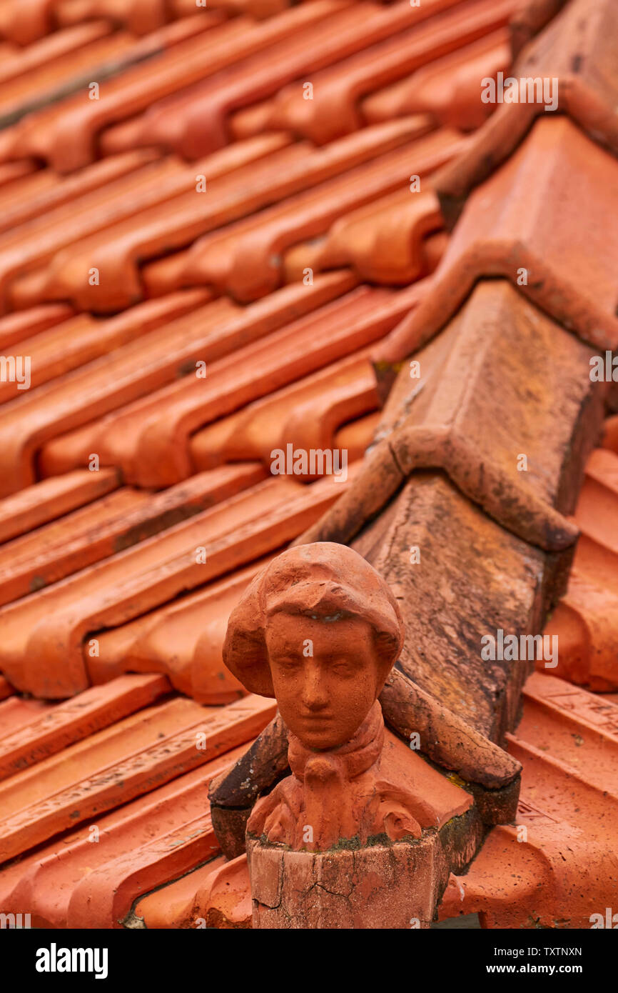 Pattern of red roof-tiles and roof ornament in Funchal, Madeira ...