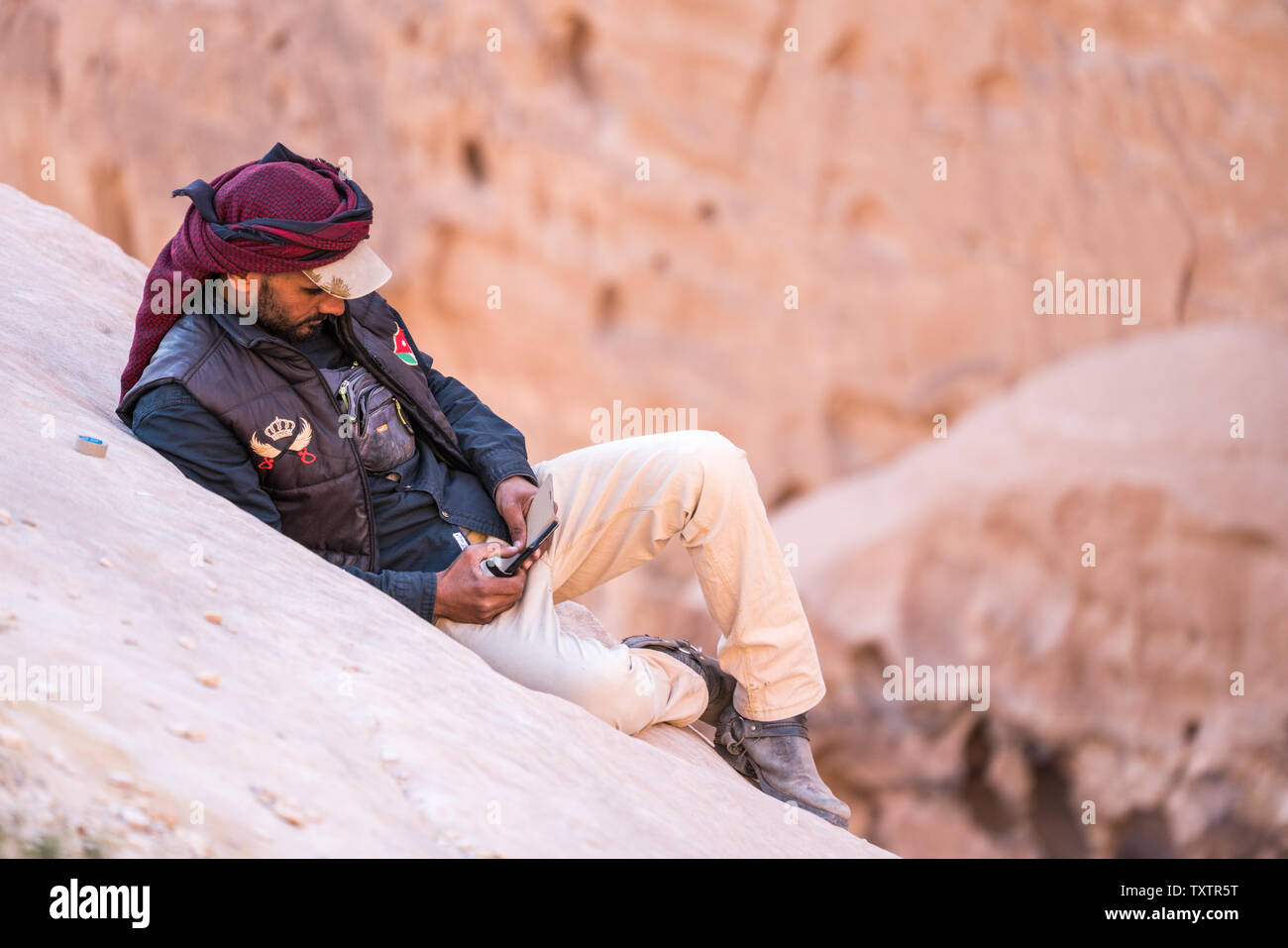 Local people in the Petra, Jordan Stock Photo - Alamy