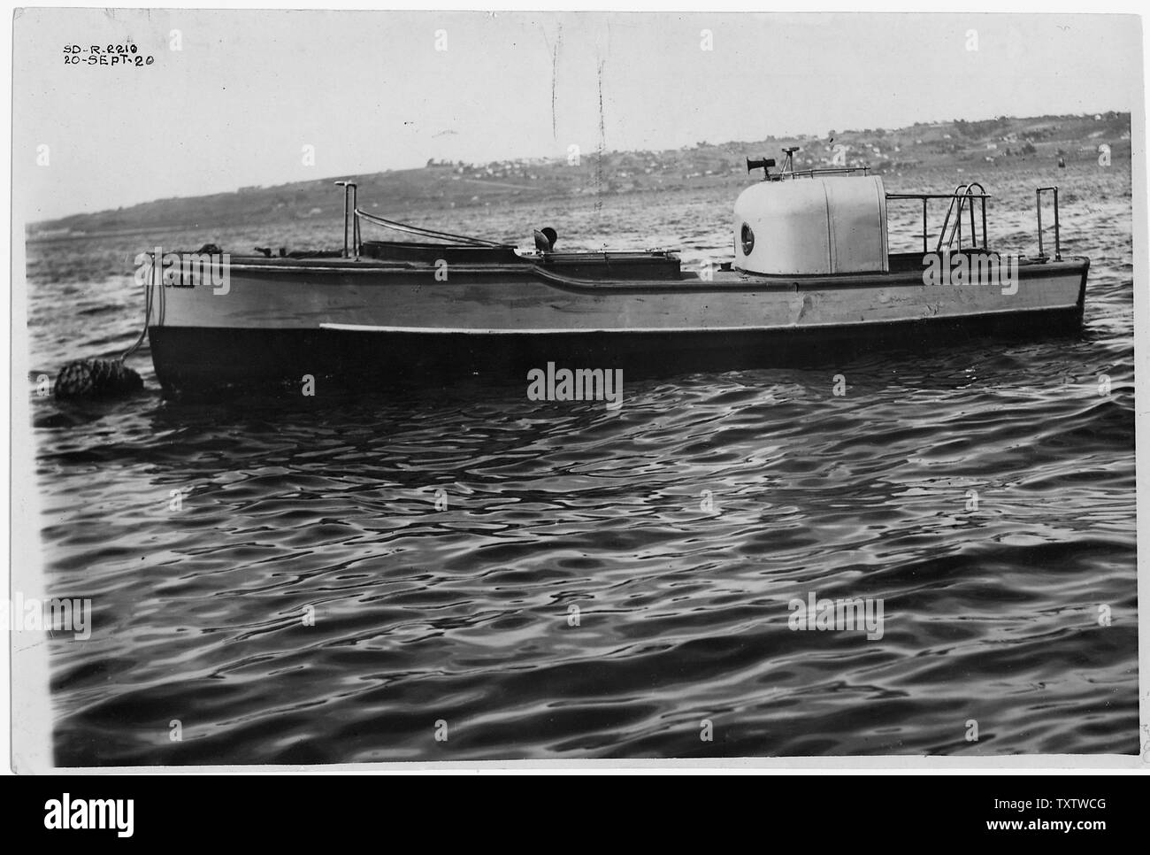 35 foot motor boat, broadside view, at San Diego, California Stock ...