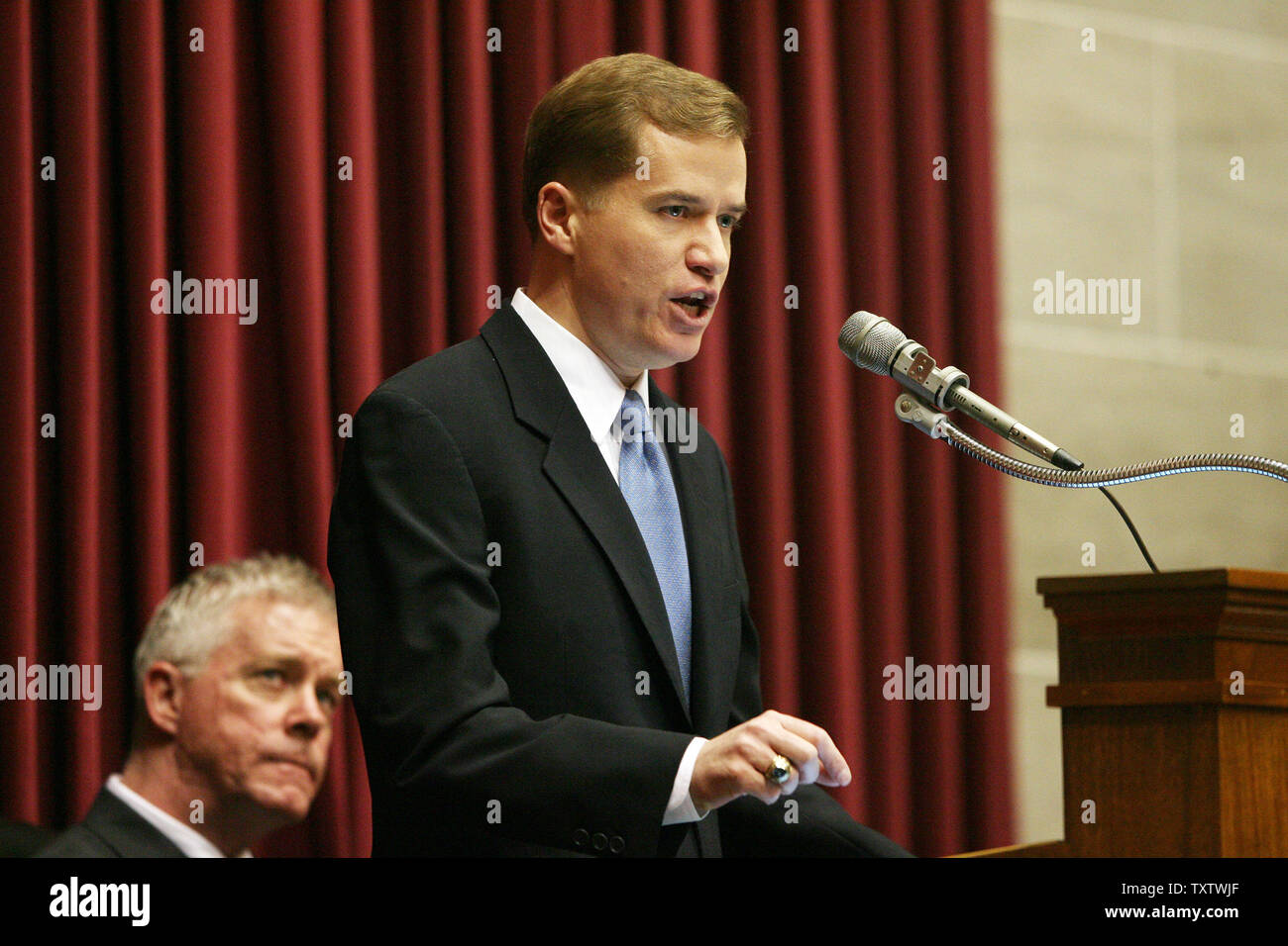 "matt blunt" hi-res stock photography and images - Alamy