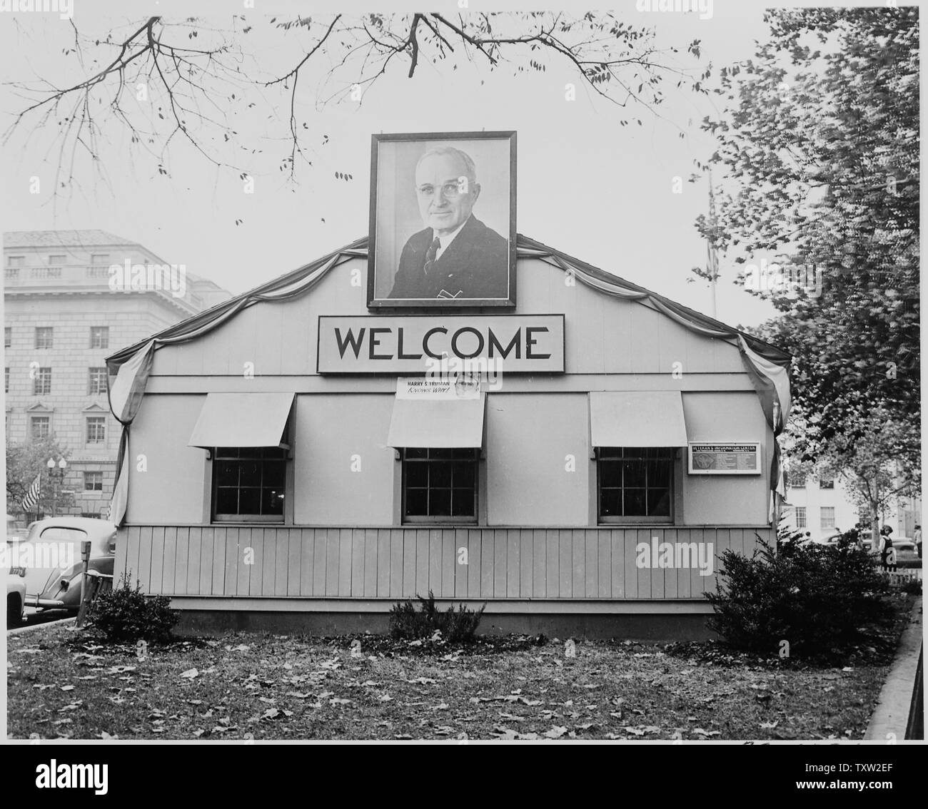 President harry truman sign hi-res stock photography and images - Alamy