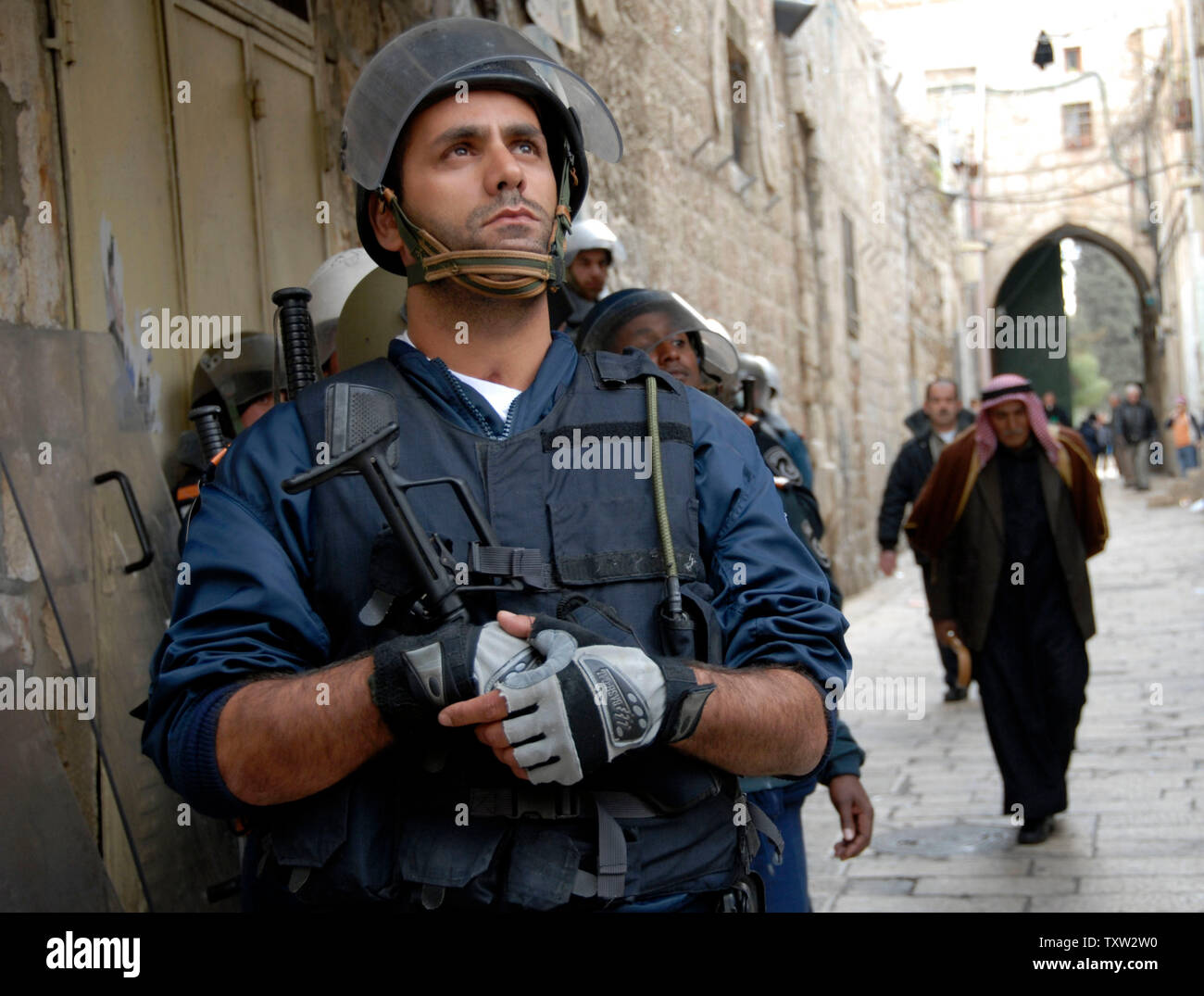Israeli riot police stand guard outside the Al-Aqsa Mosque Compound in ...