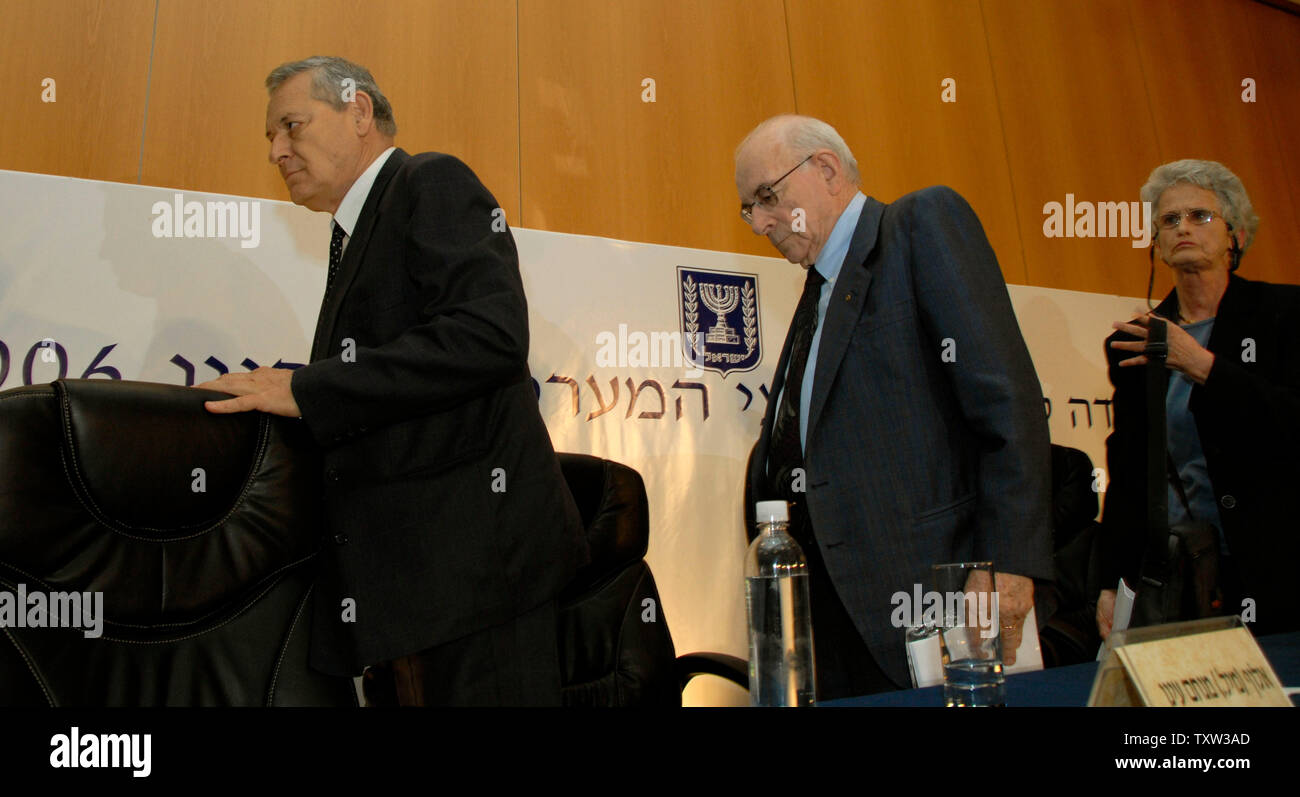 The Winograd Committee leaves a press conference after reading the ...