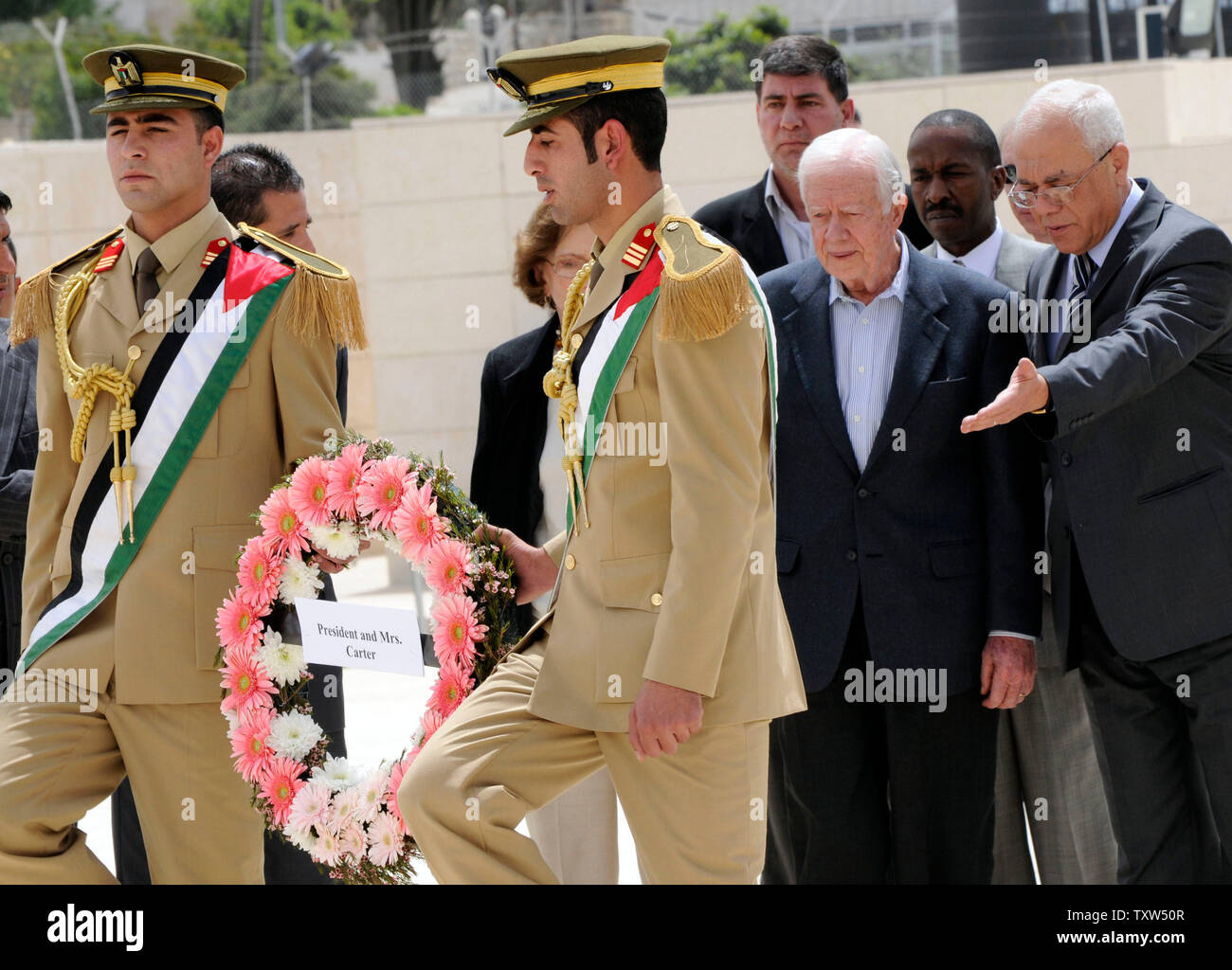 Yasser arafat and wife hi-res stock photography and images - Alamy