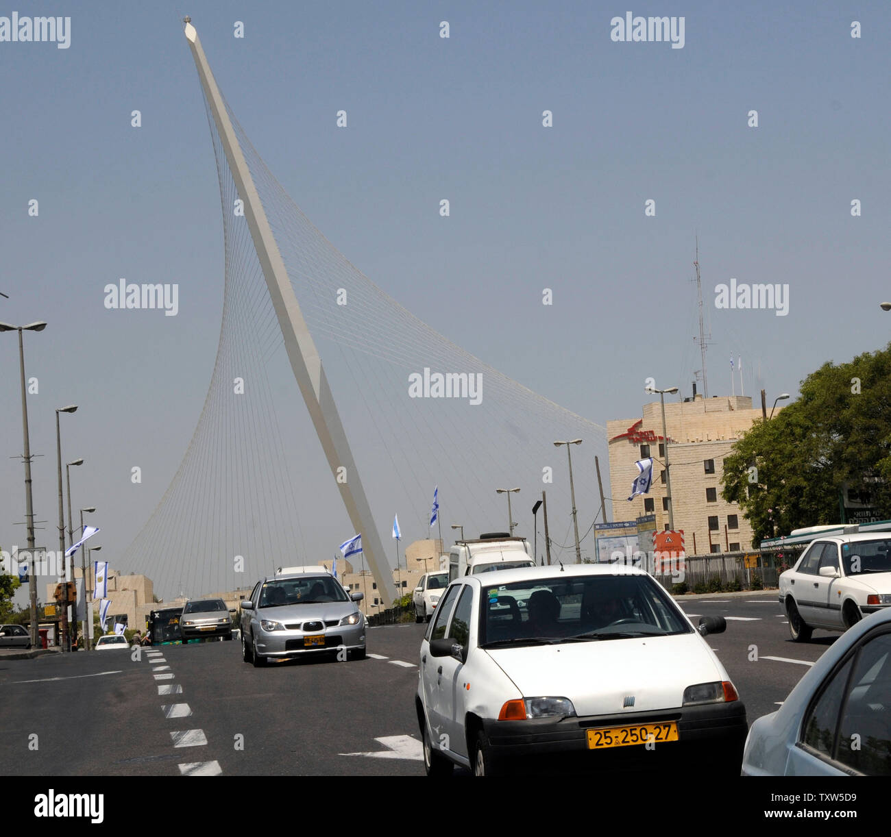 The newly constructed "Bridge of Strings" designed by Spainish ...