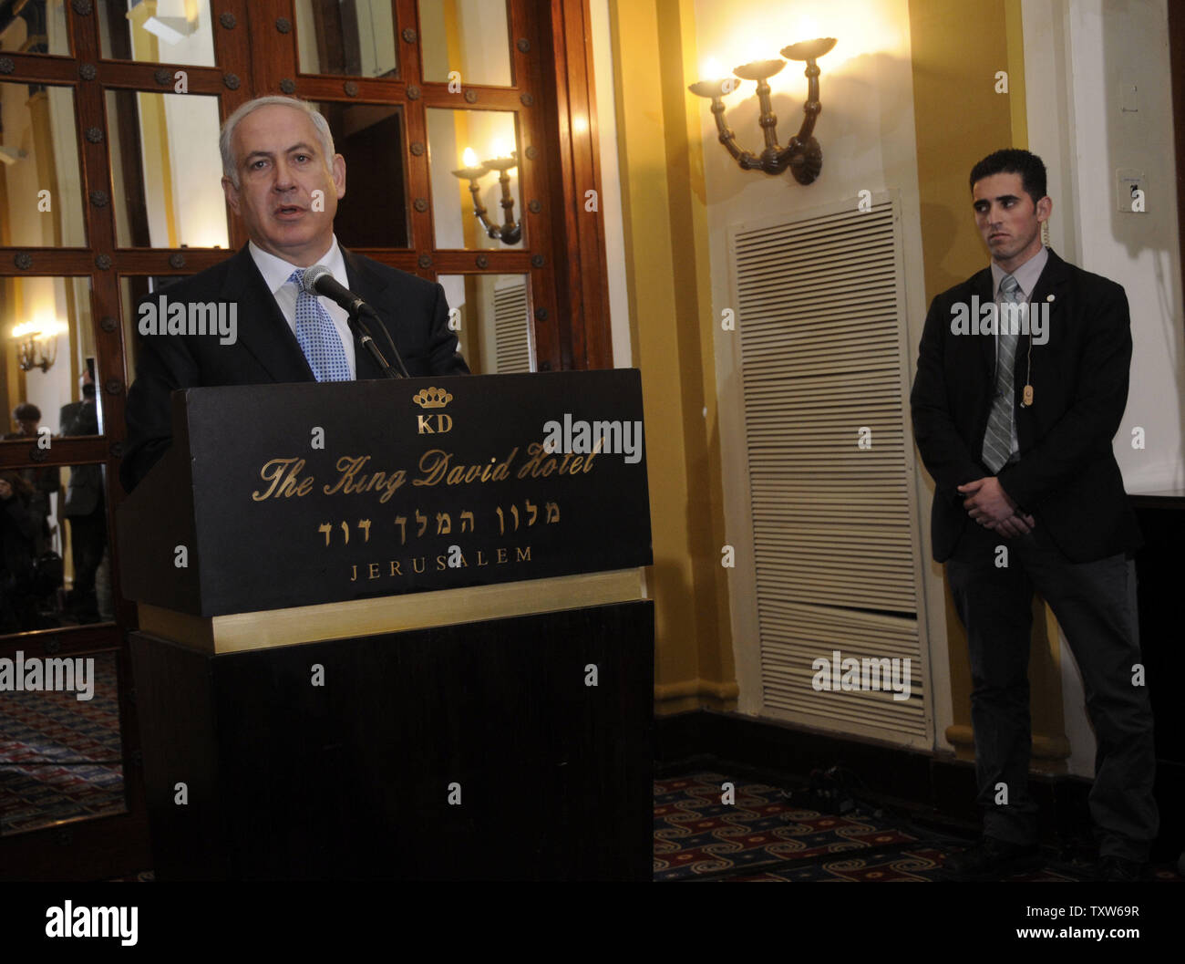 Israel's Likud leader Benjamin Netanyahu speaks to the foreign press at ...