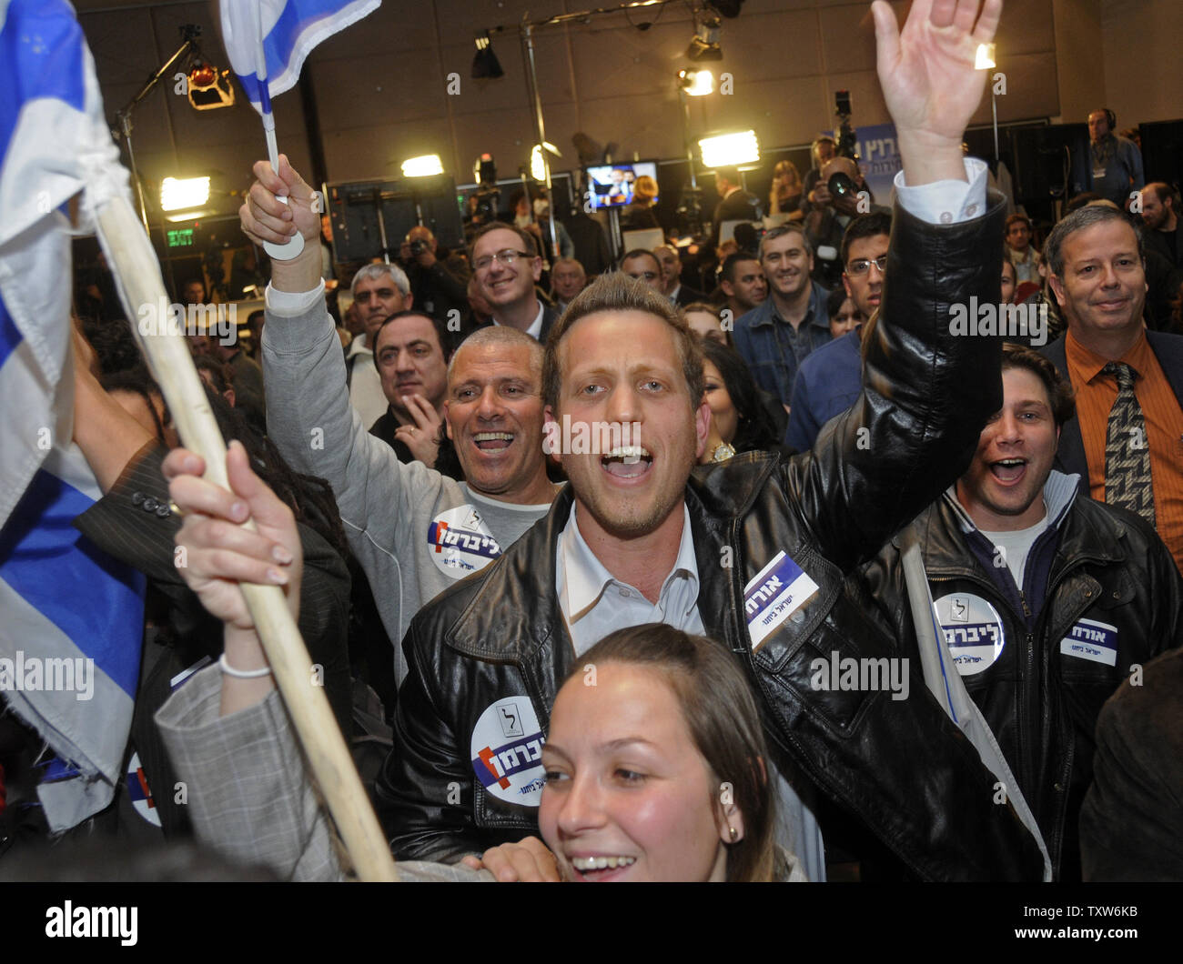 Cheer leader and player hi-res stock photography and images - Alamy